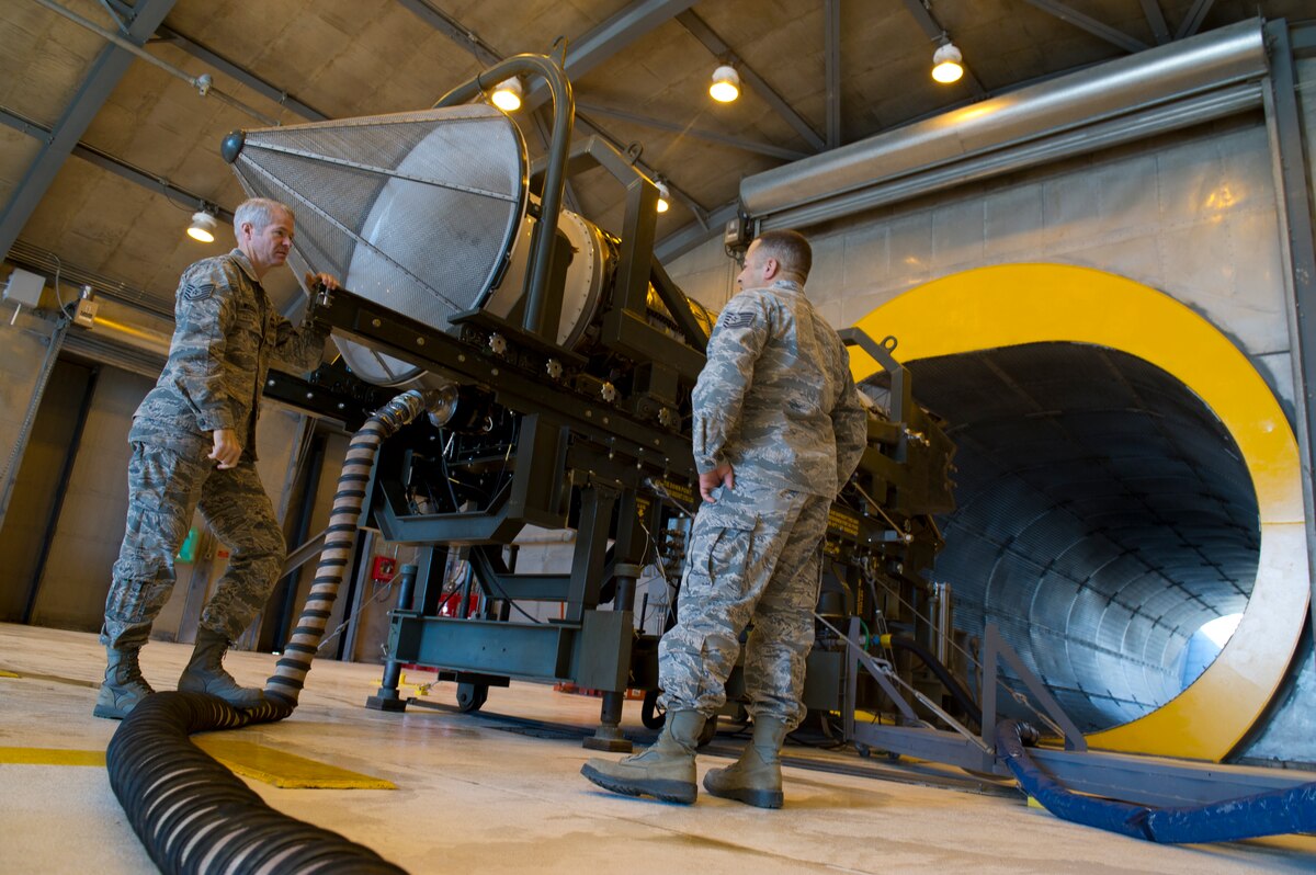 Jet engine test cell ensures F-22 engines are a 'go' > Holloman Air ...