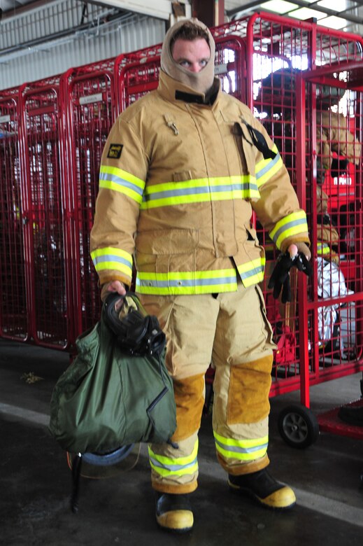 Firefighters turn up the heat with readiness training > Maxwell Air ...