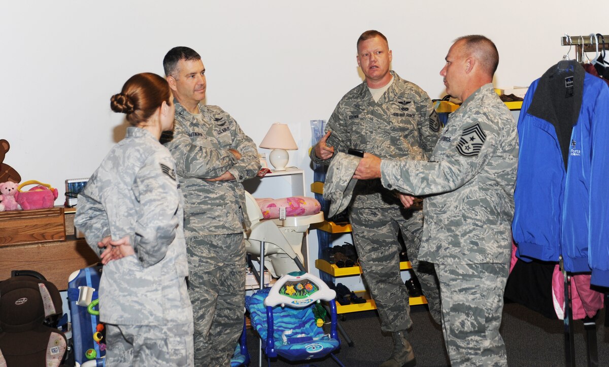 Airman's Attic provides items for those in need > Robins Air Force Base ...