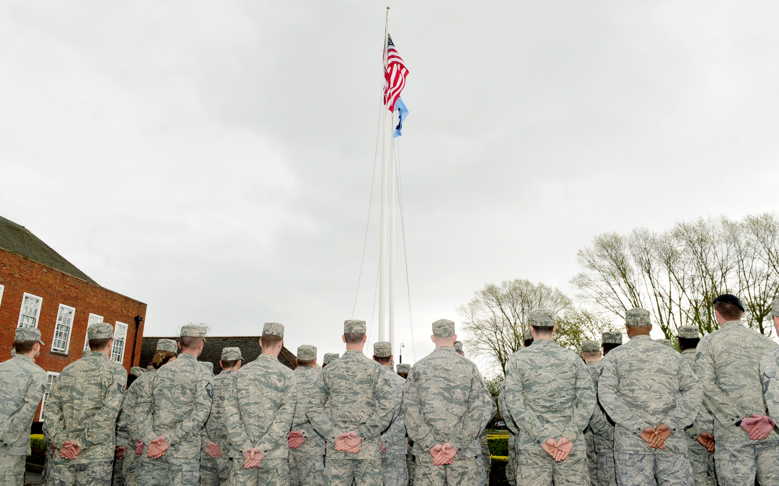 352nd SOG hosts retreat ceremony > Royal Air Force Mildenhall > RAF ...