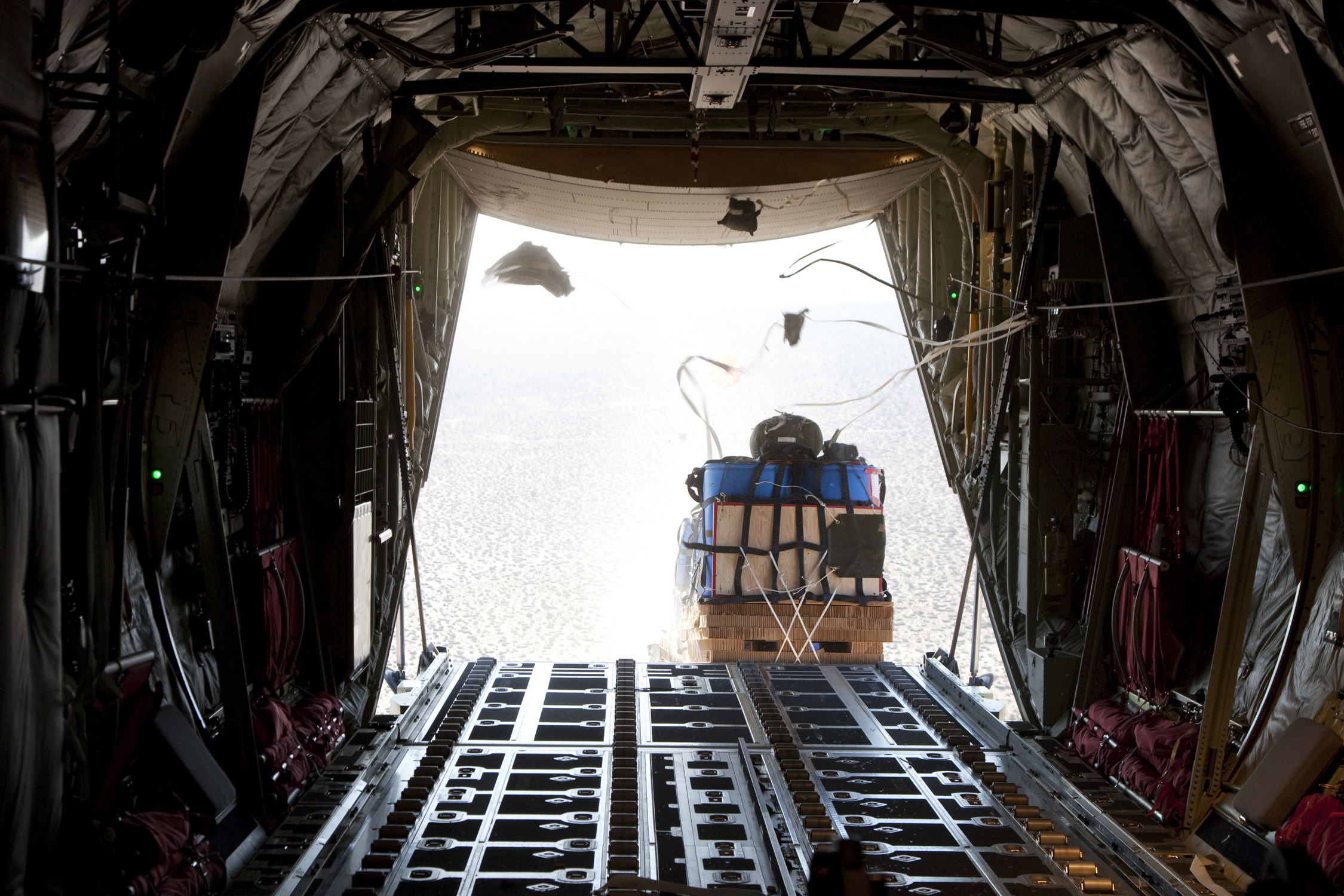 418th FLTS takes testing new C-130 airdrop system to whole new level ...