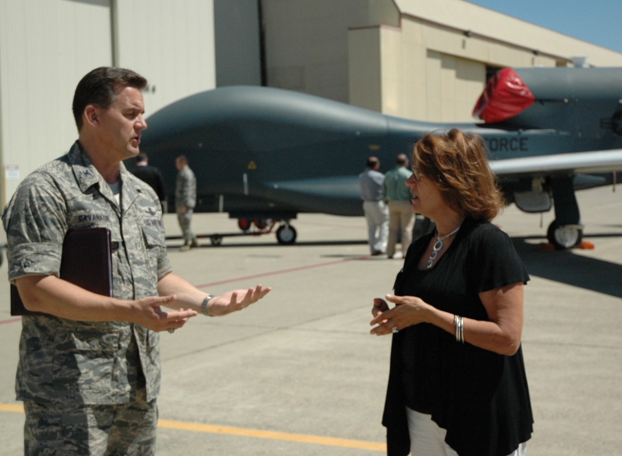 City, county officials tour Beale > 940th Air Refueling Wing > Article View