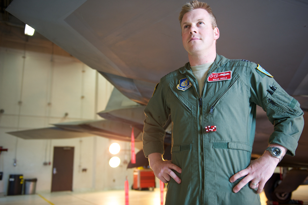 Australian airman pilots F-22s at JBER > Joint Base Elmendorf ...