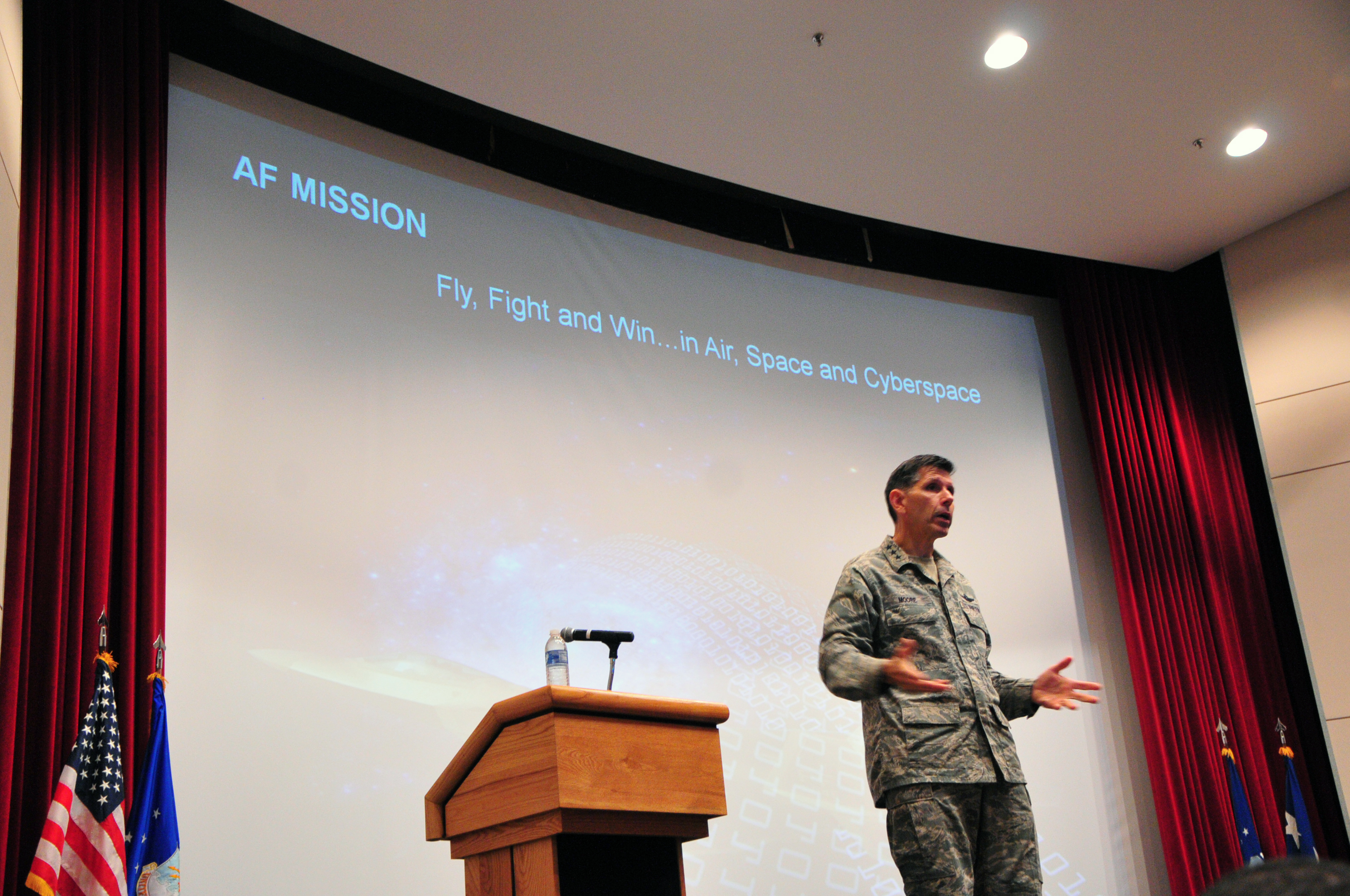 Lt. Gen. C.D. Moore II outlines the way ahead for AFLCMC > Air Force ...