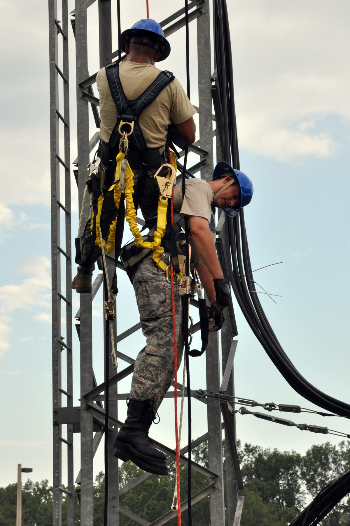307 BW Airmen support 608 ACOMS > 307th Bomb Wing > Article Display