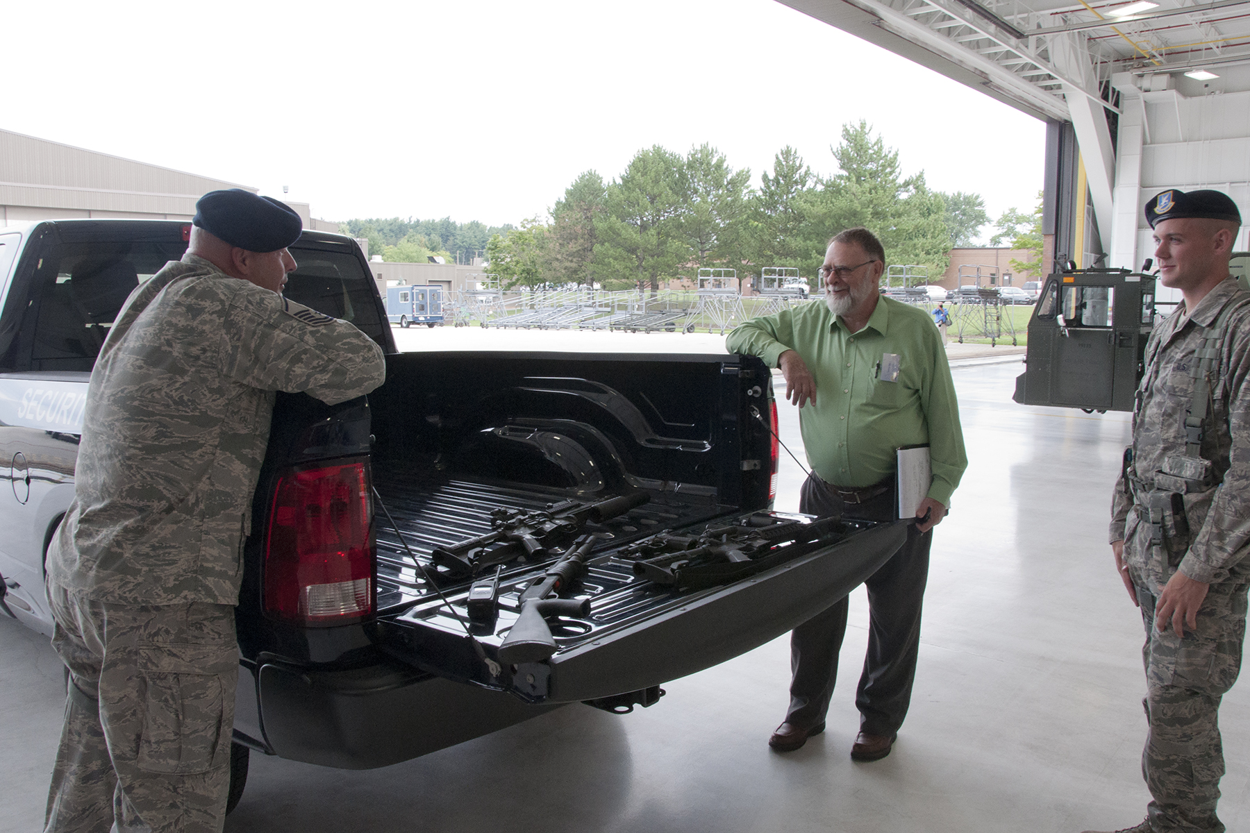 910th AW hosts local media flight > Youngstown Air Reserve Station ...