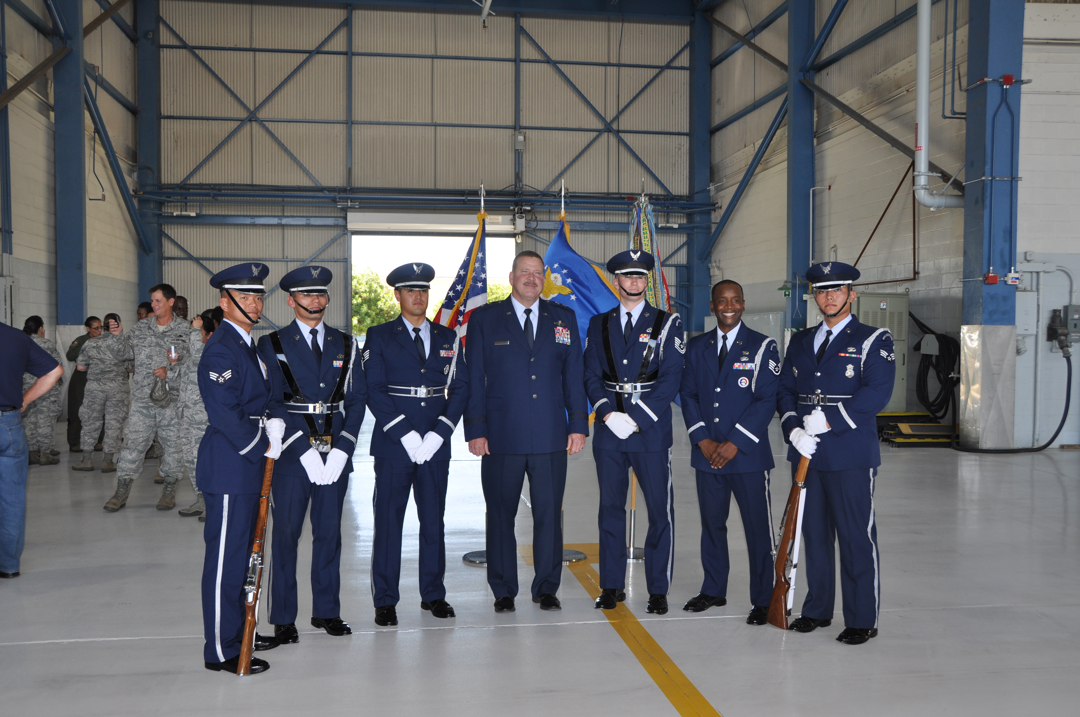 Mahaney assumes command of 452nd Air Mobility Wing > March Air Reserve Base > Article Display