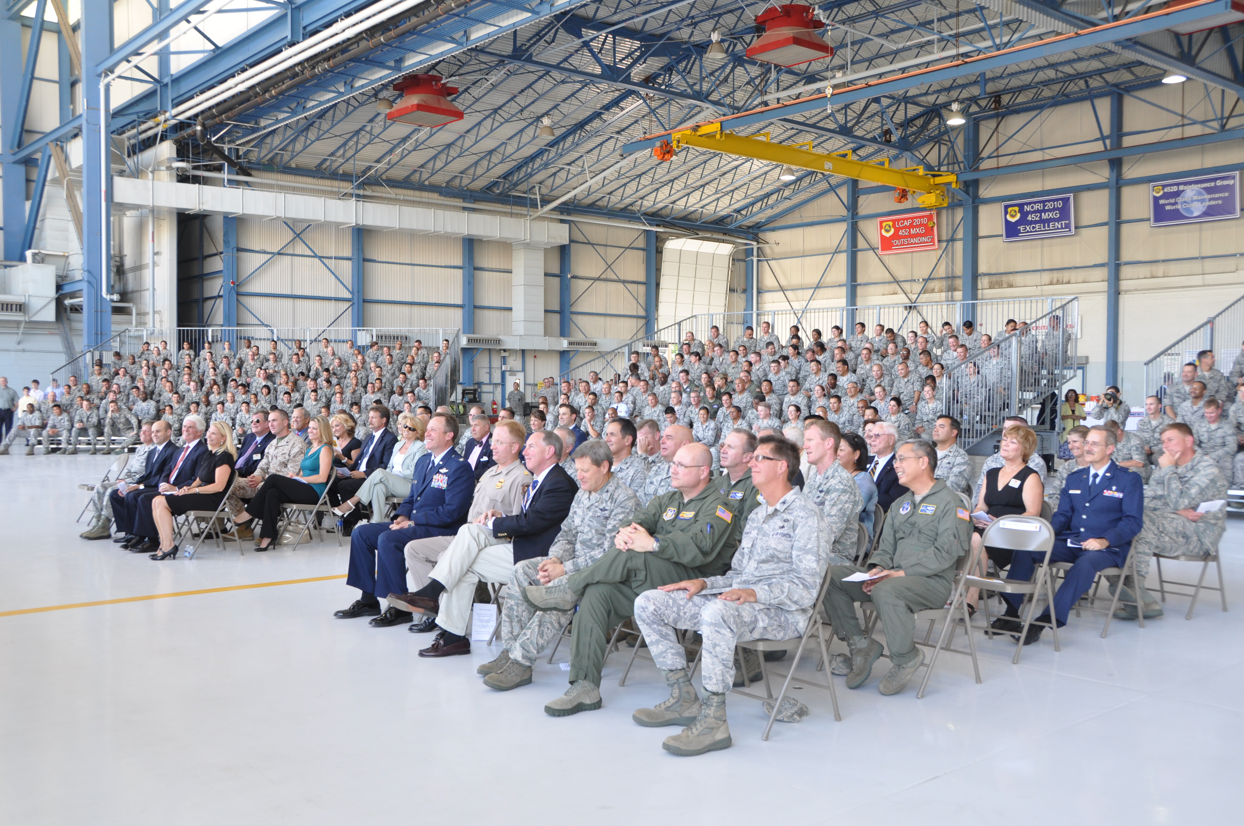 Mahaney assumes command of 452nd Air Mobility Wing > March Air Reserve Base > Article Display