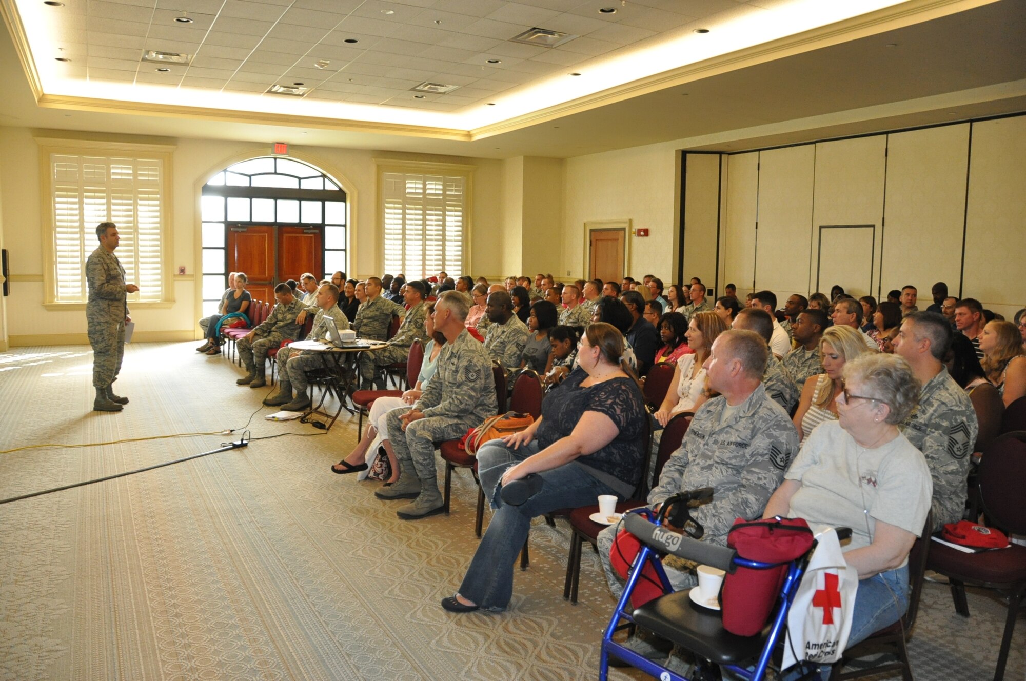 RED HORSE deployment briefing focuses on "family" > 315th Airlift Wing ...