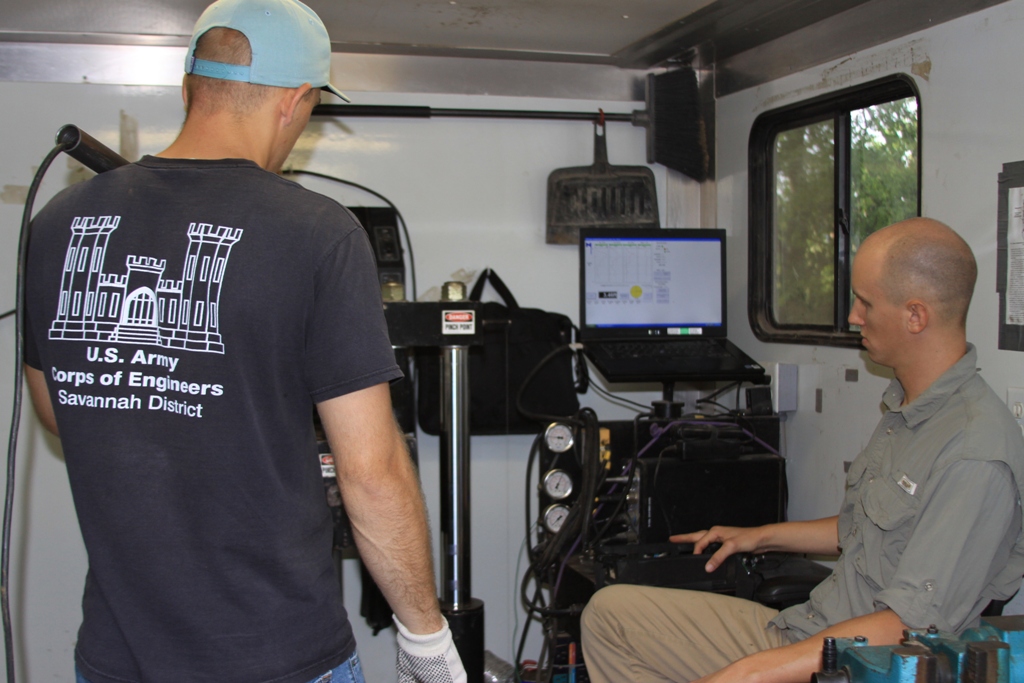 Corps of Engineers geology, geotech experts explore subsurface ...
