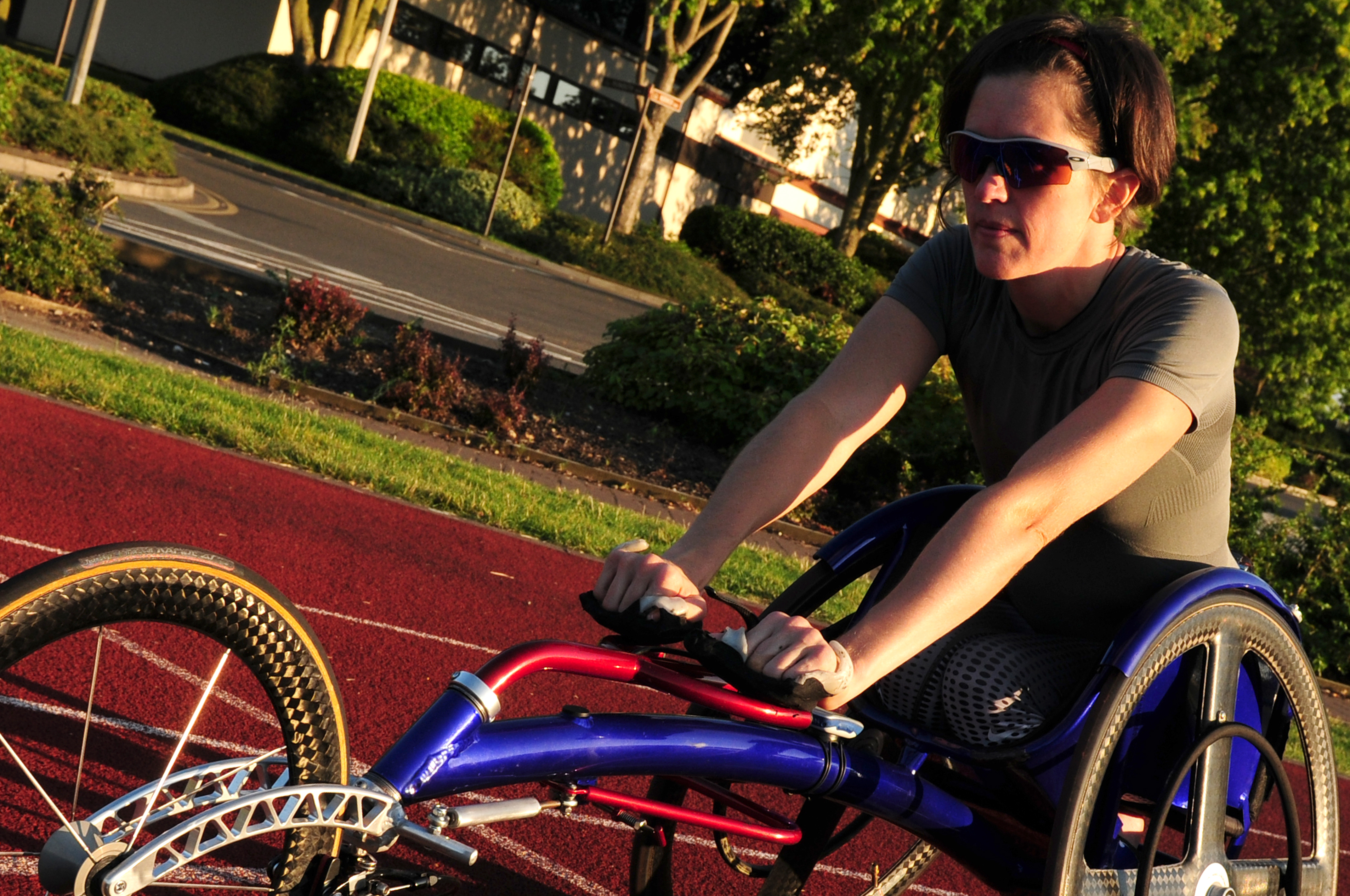 U.S. Paralympic track & field team trains at RAF Lakenheath > U.S. Air ...
