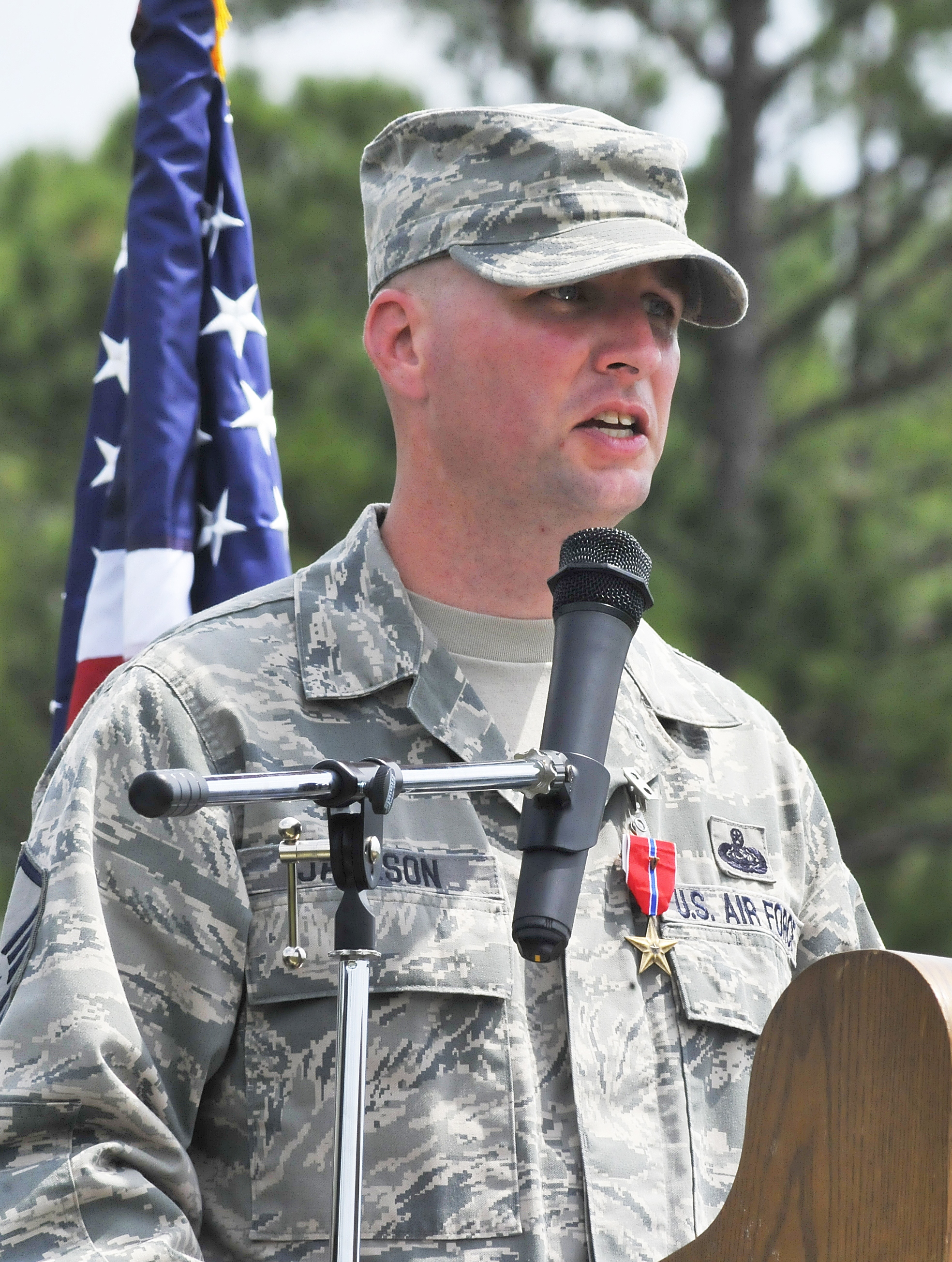 Robins Airman receives Bronze Star with valor > Robins Air Force Base ...