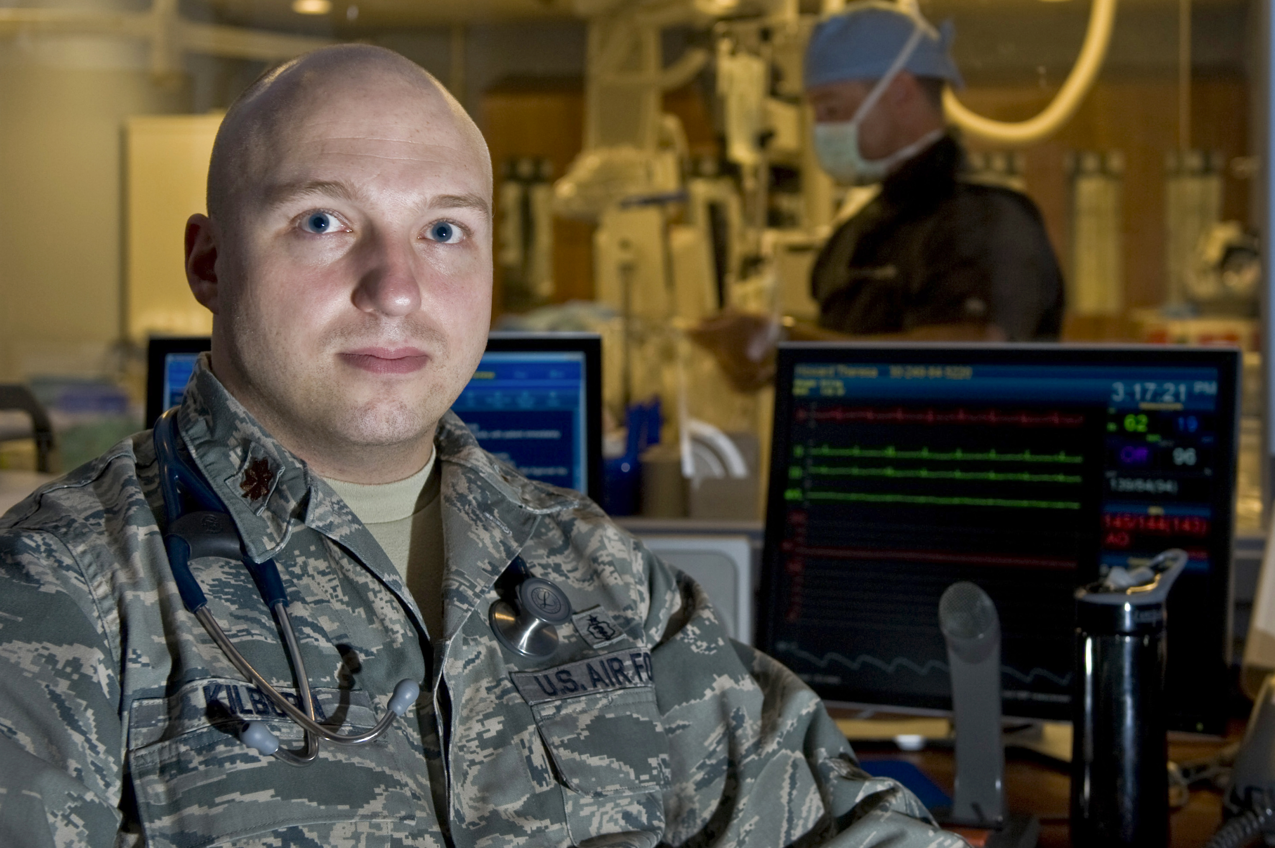 99th Medical Operations Squadron Airman honored as 'Everyday Hero' by ...