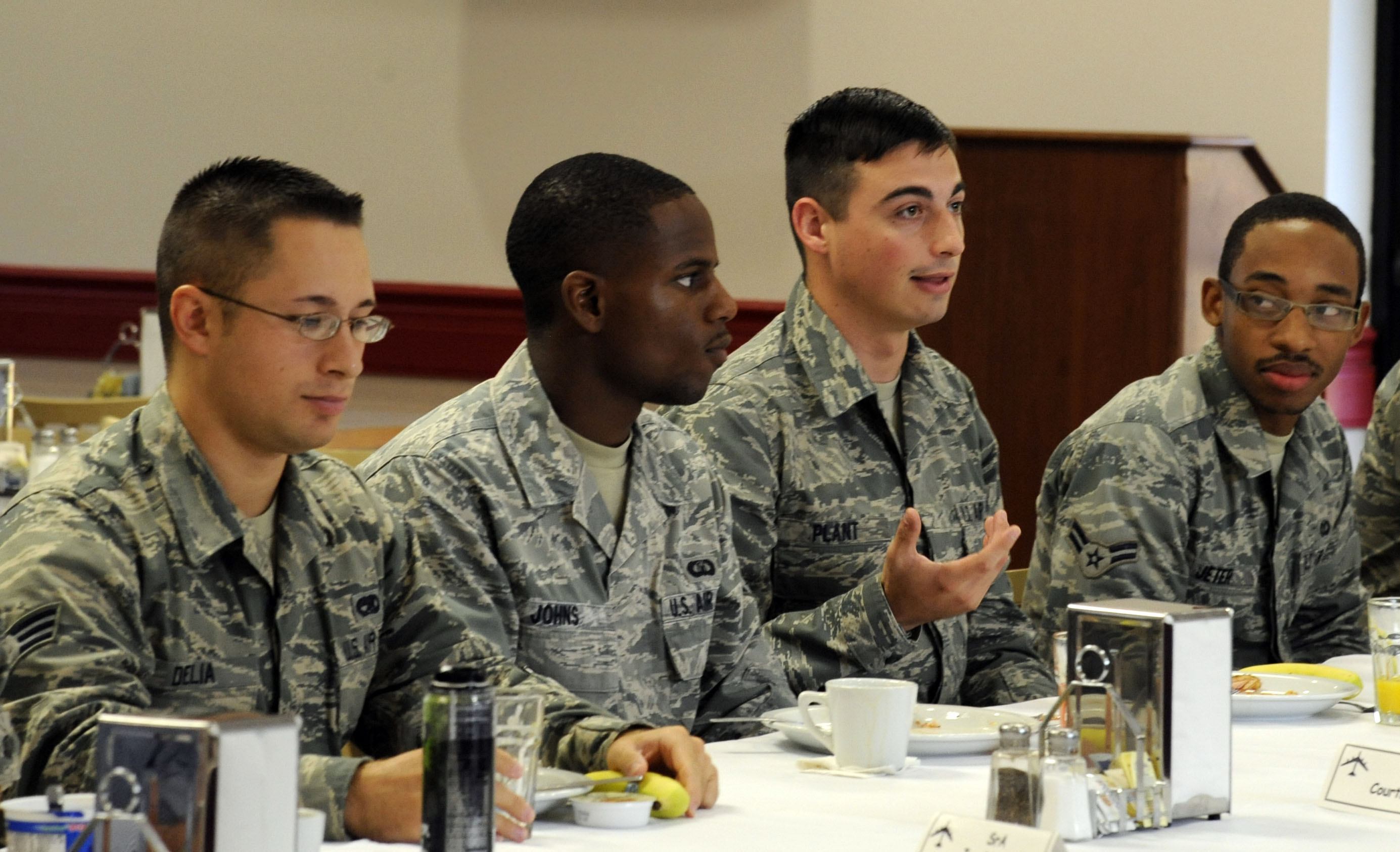 Airmen attend the Defense Science Board breakfast > Barksdale Air Force ...