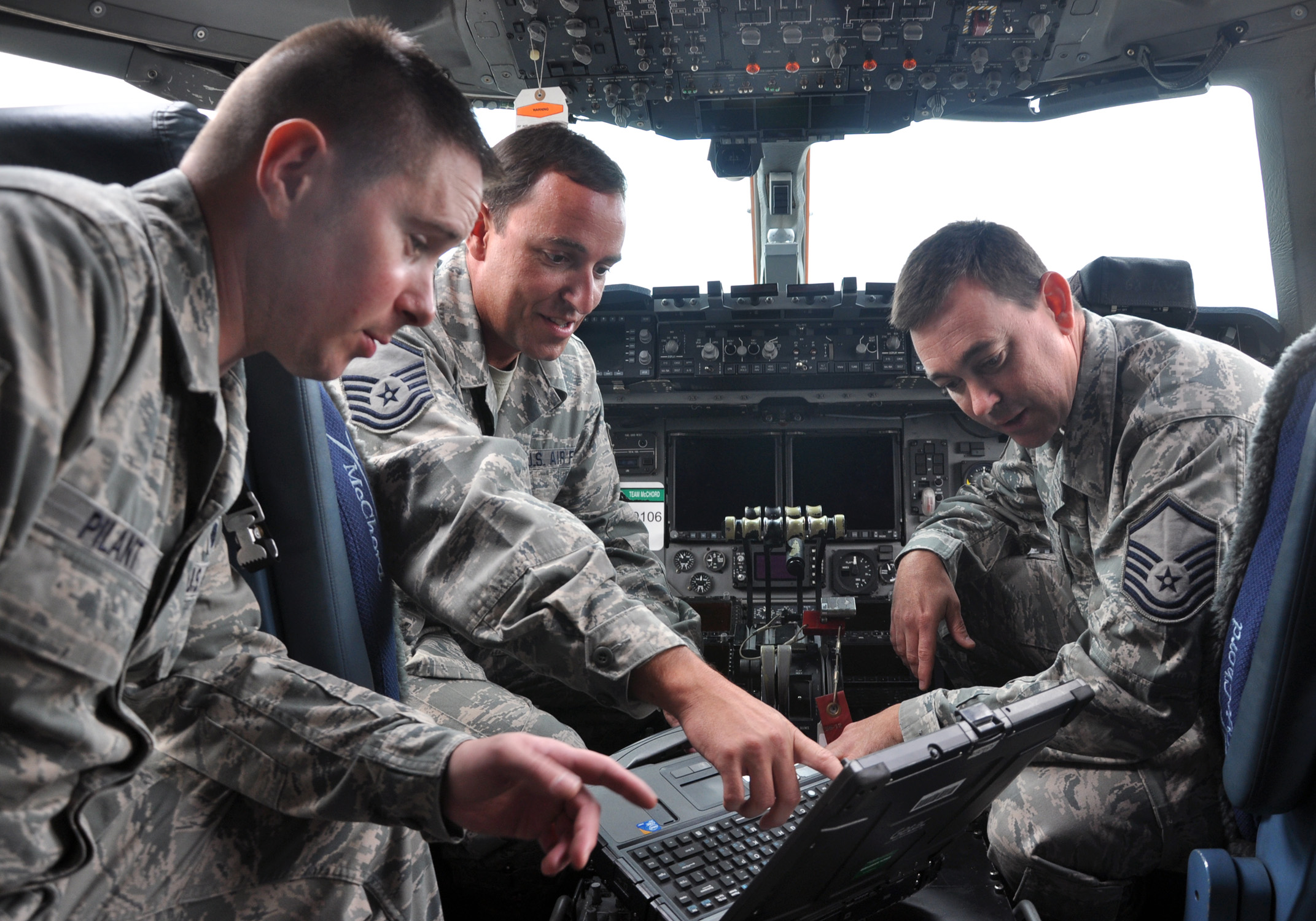 Reserve maintainers ramp up C-17 training for Tennessee Air Guard ...