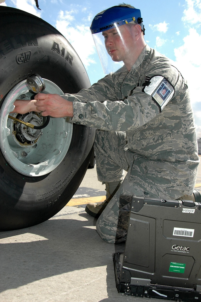 Seasoning Training Program gives Reserve Airmen a leg up in skill ...