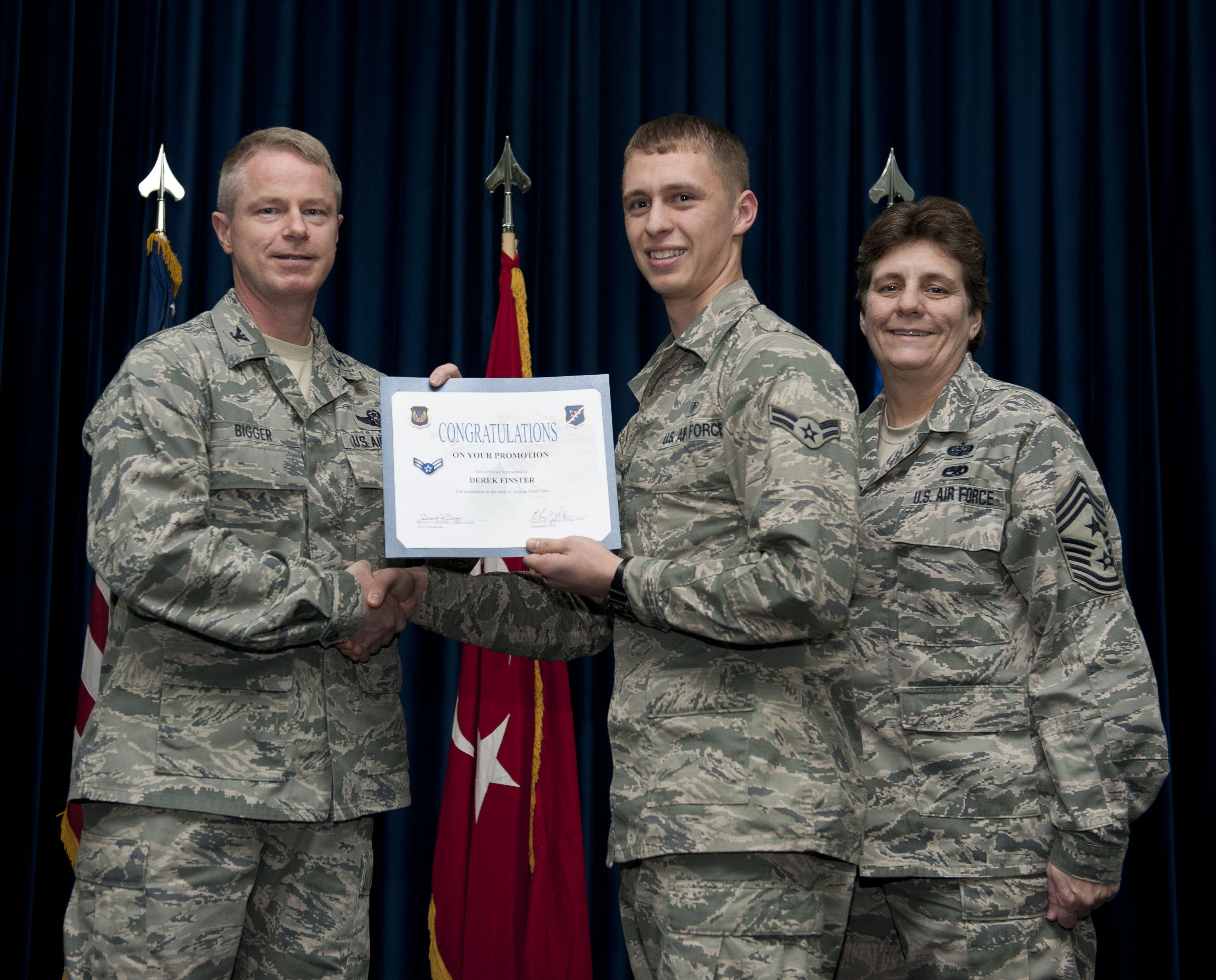 24 Airmen promoted at Incirlik > Incirlik Air Base > Article Display