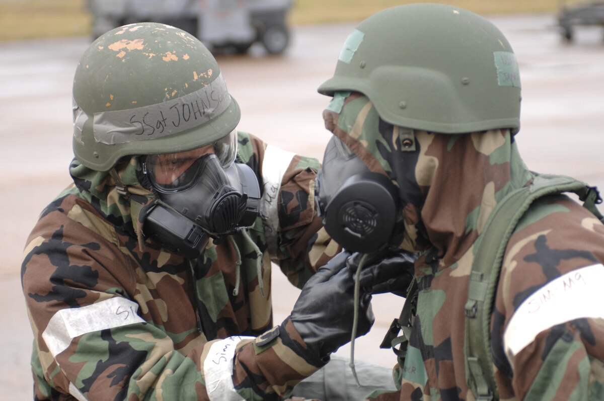 Stop, drop and MOPP > Royal Air Force Lakenheath > Article Display
