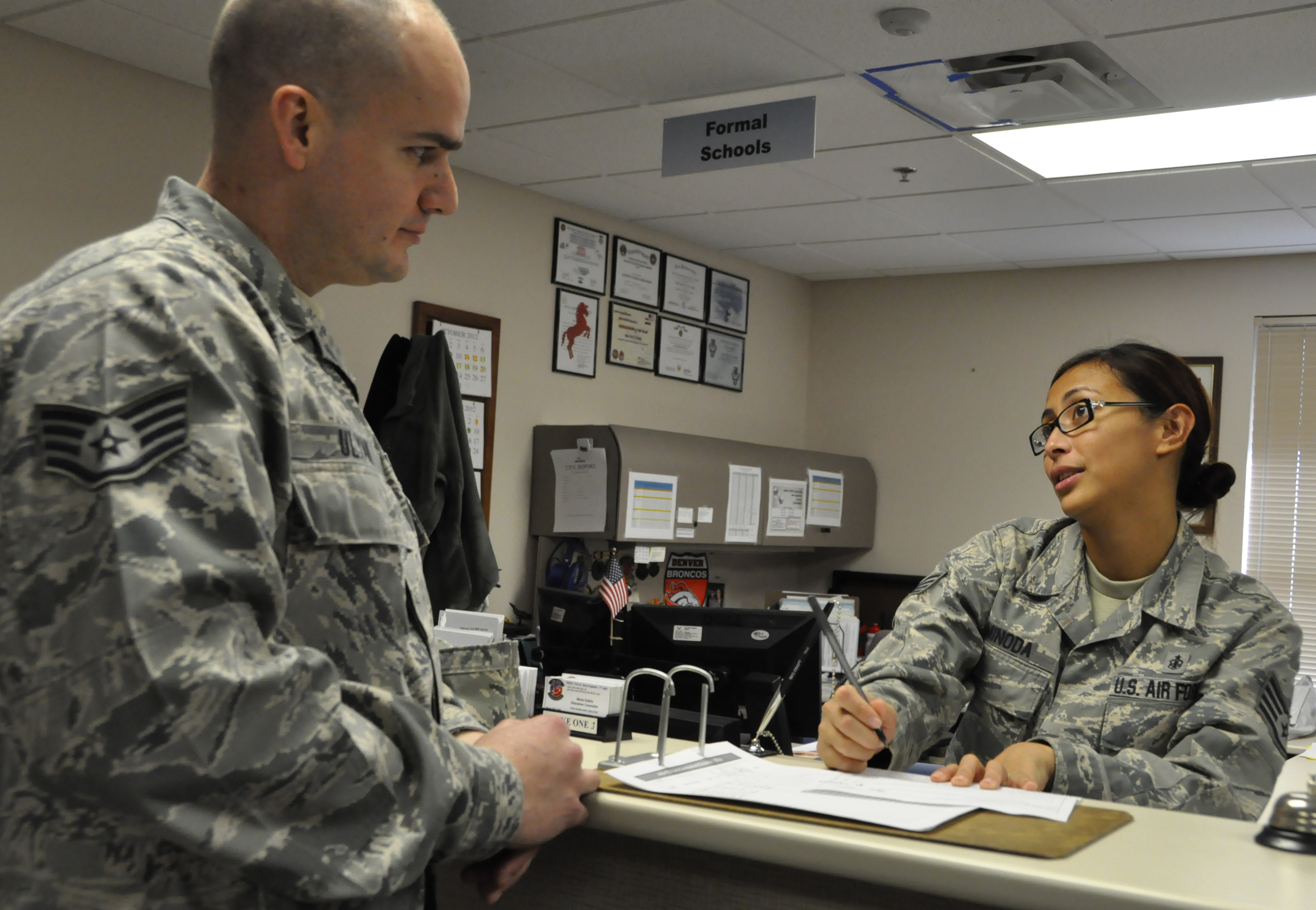 Getting smarter about your Air Force Reserve career > 446th Airlift ...