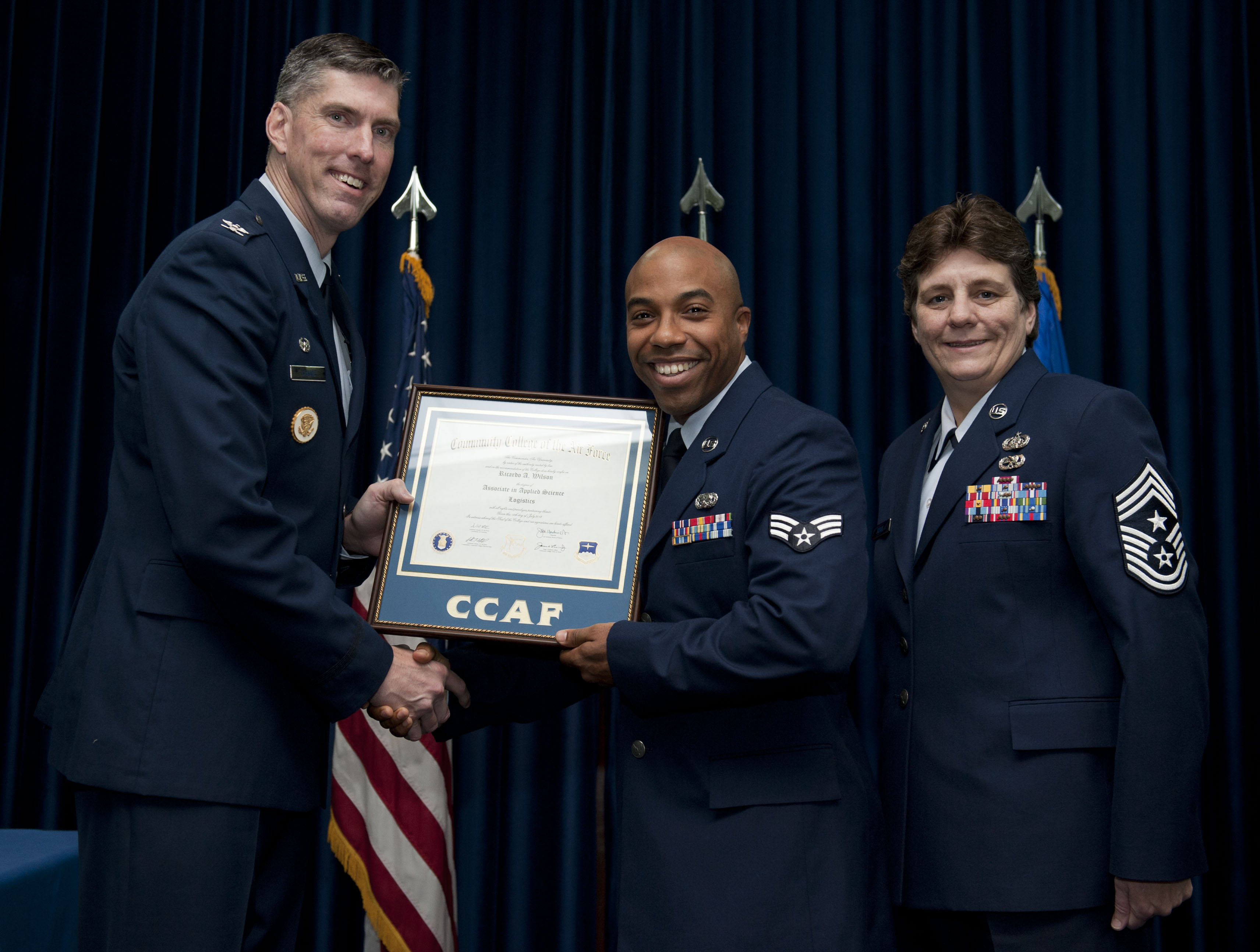 18 Incirlik Airmen receive CCAF degrees > Incirlik Air Base > Article ...