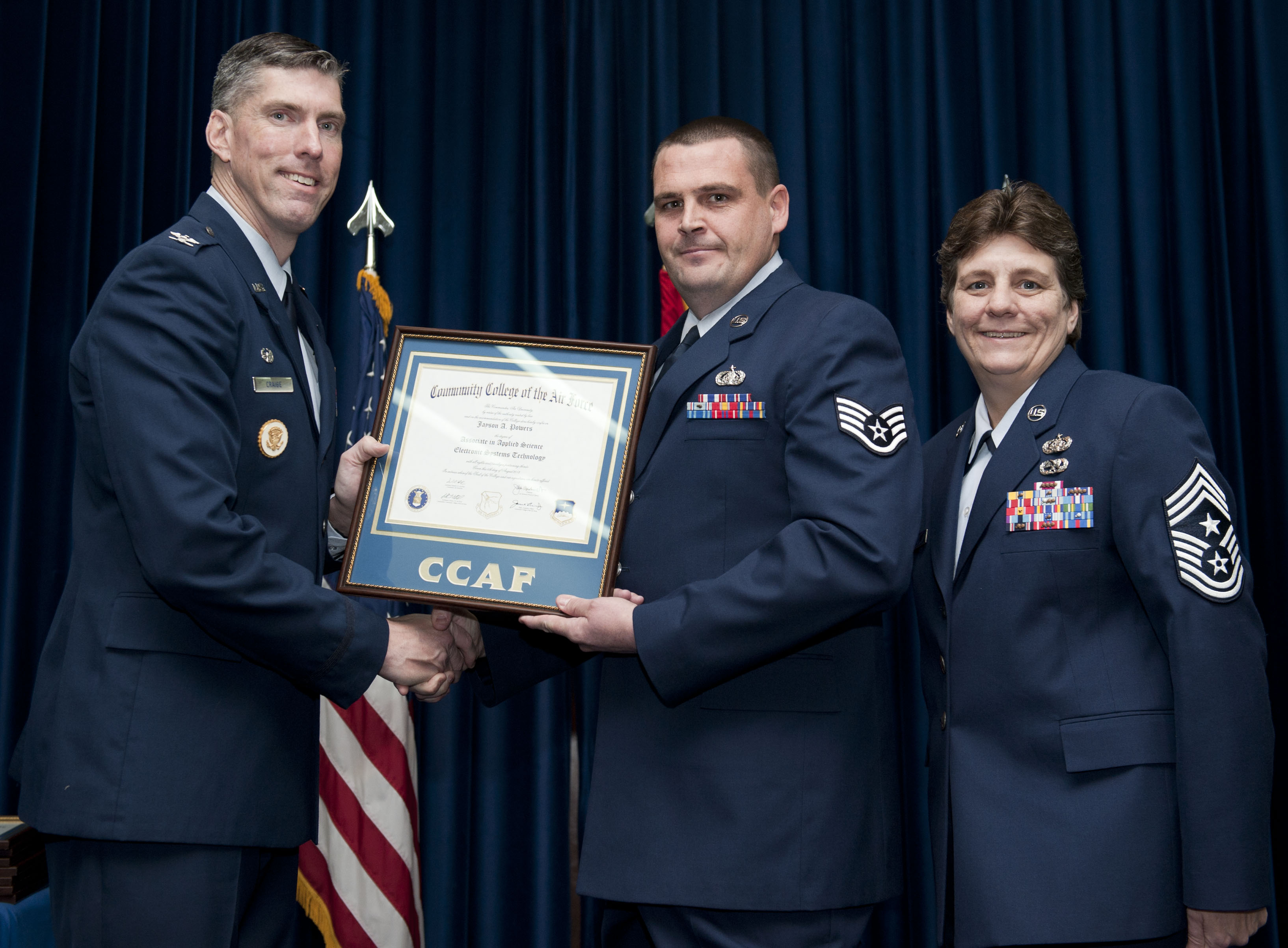 18 Incirlik Airmen receive CCAF degree
