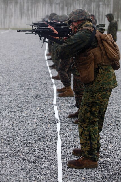 Logistics Marines improve combat marksmanship skills > United States ...