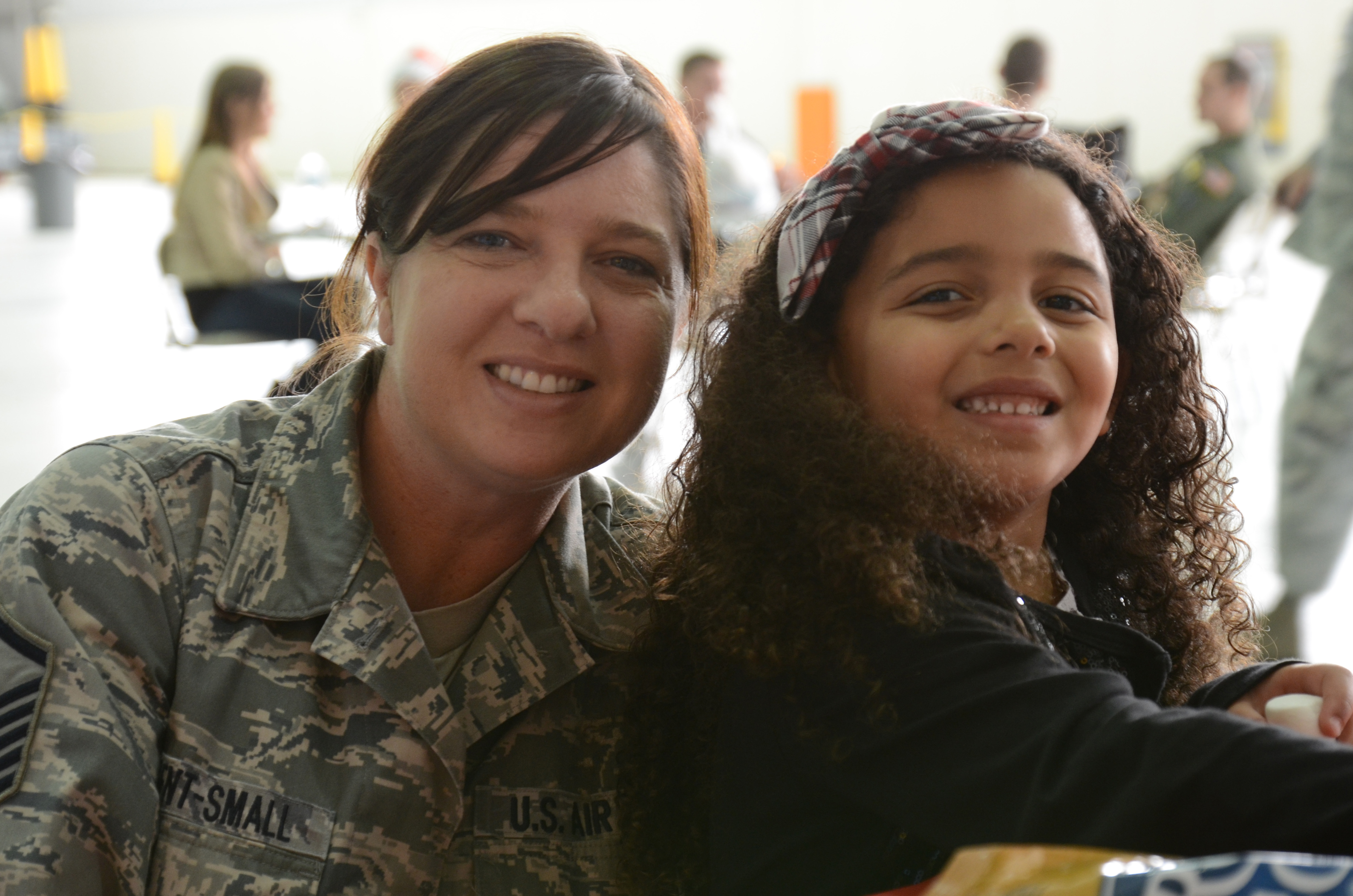 Santa Claus comes to town > 126th Air Refueling Wing > Article Display