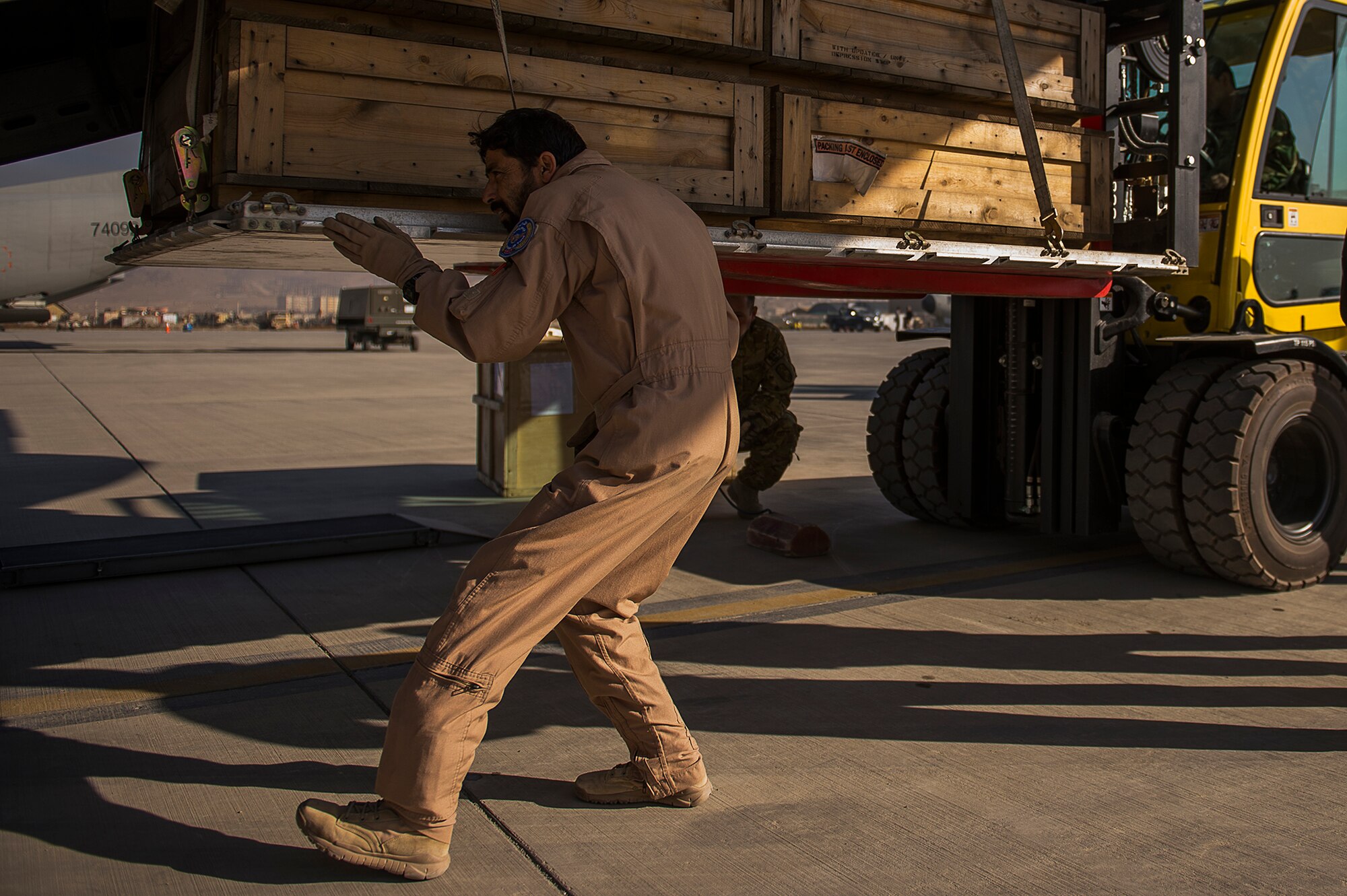 Afghan Airmen deliver the goods > U.S. Air Forces Central > News
