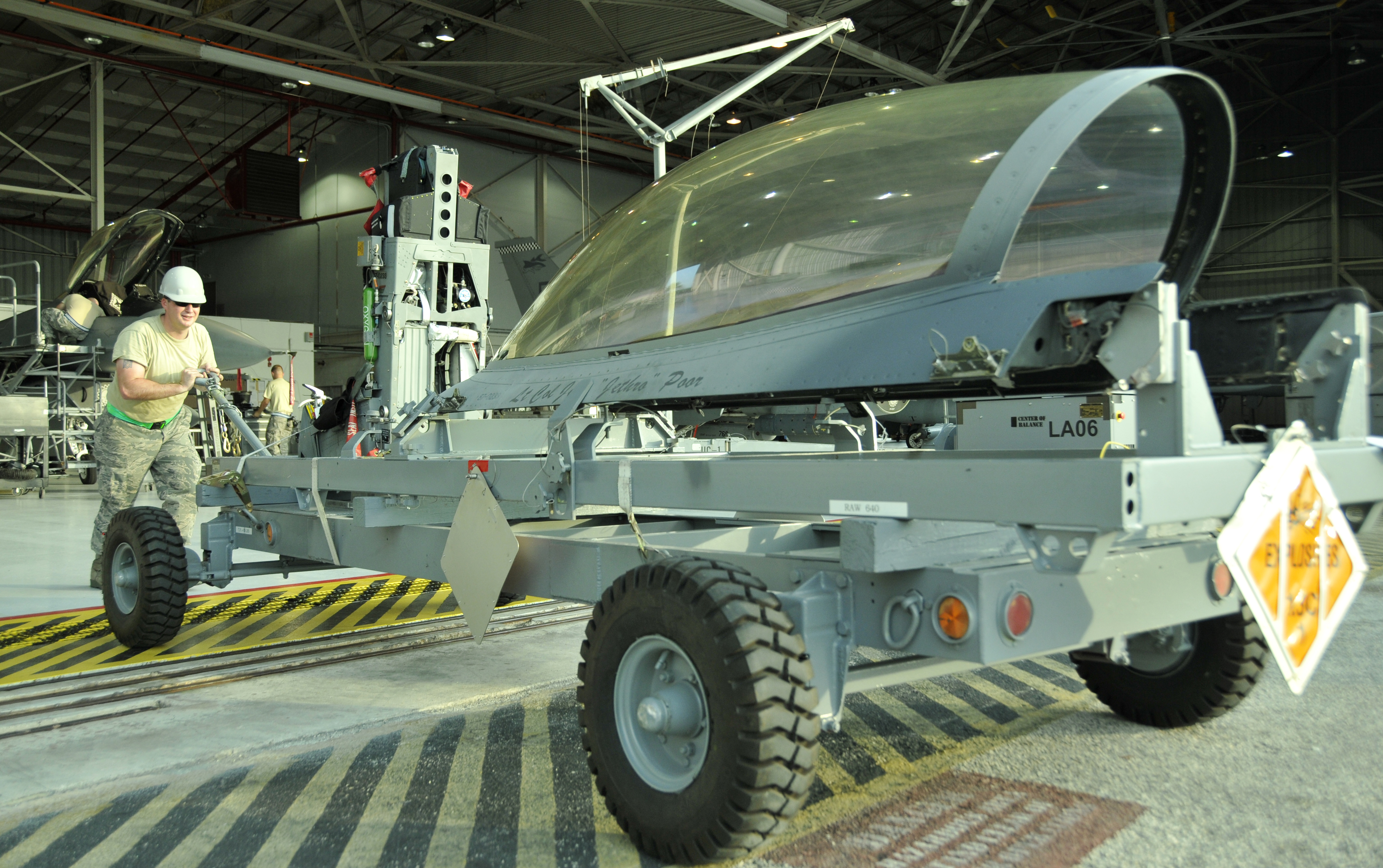 Homestead ARB Airmen perform heavy lifting on vipers > Homestead Air ...