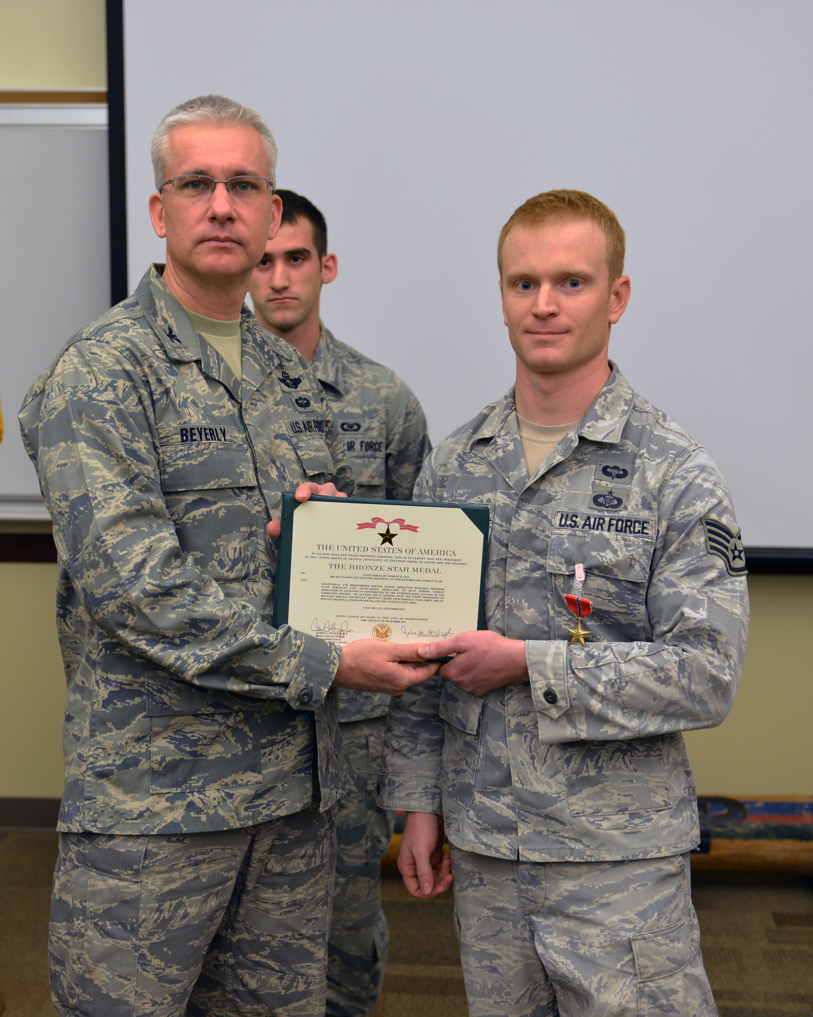 5th ASOS sergeant earns Bronze Star > Team McChord > Article Display