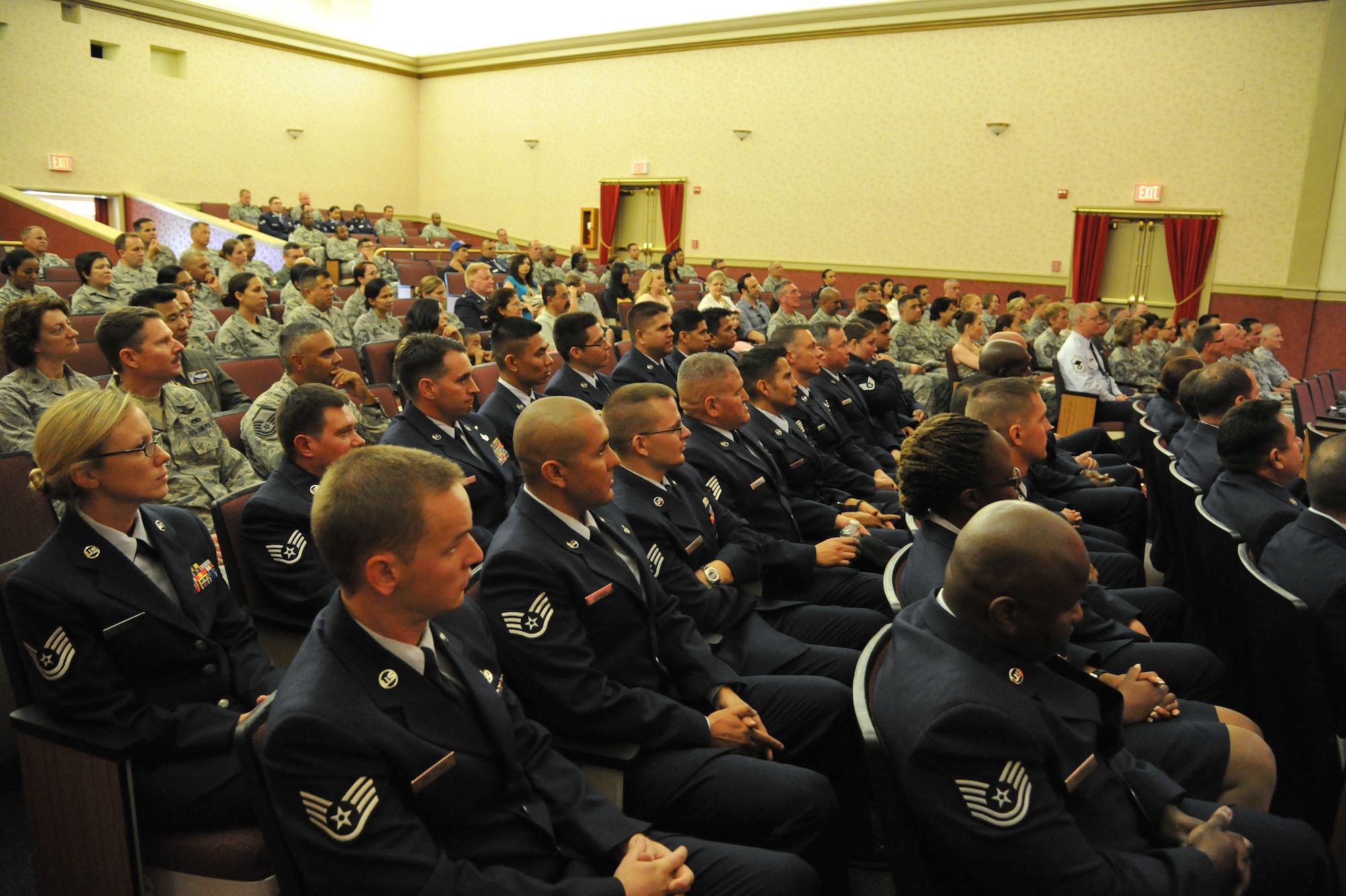 CCAF graduation > March Air Reserve Base > Article Display