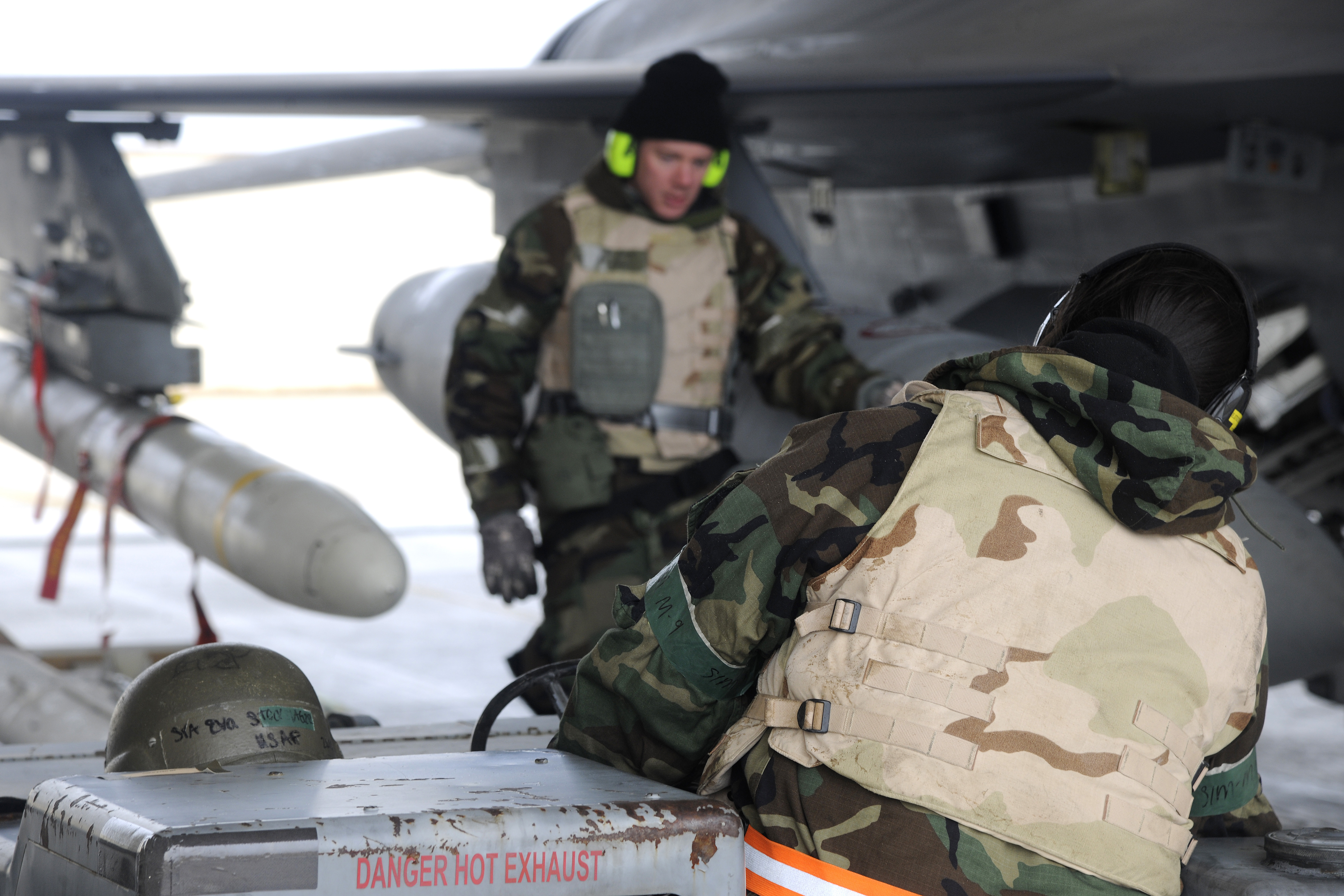 TSP loads aircraft during PENORE > Kunsan Air Base > Kunsan Air Base