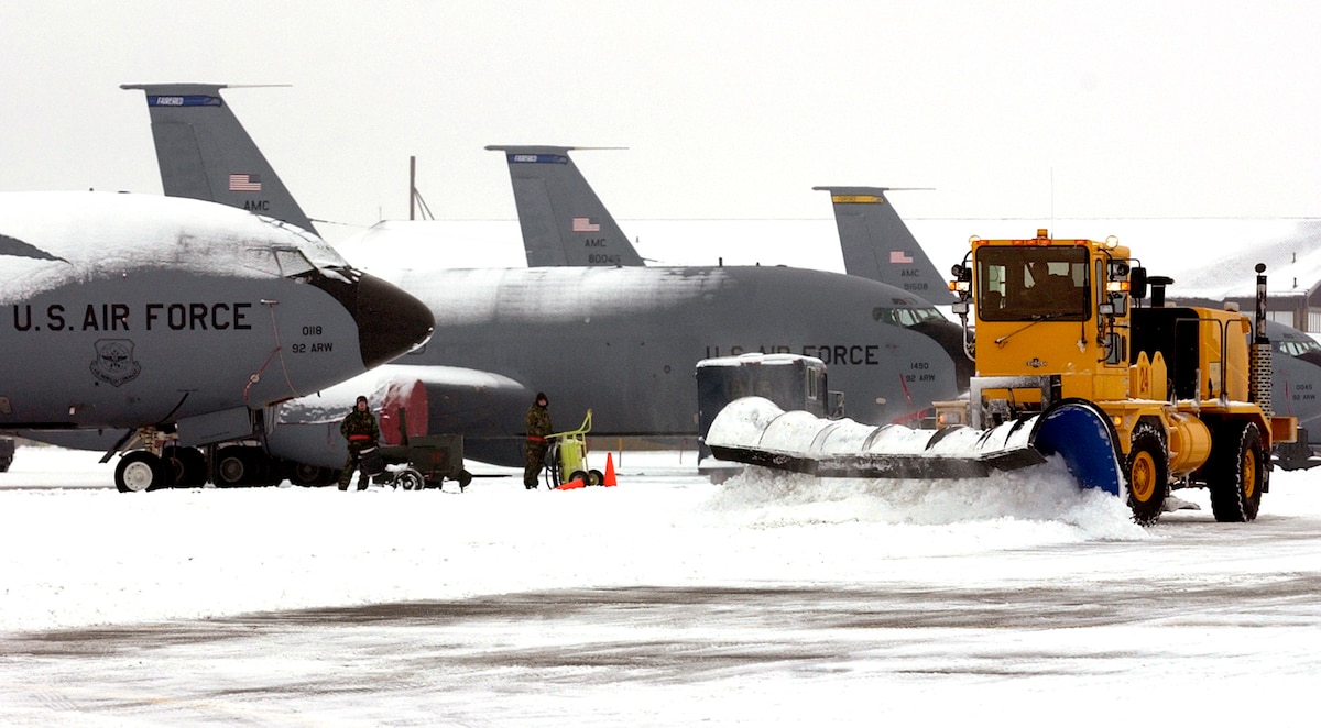 Fairchild's snow removal crews honored by AF for 6th time > Air ...