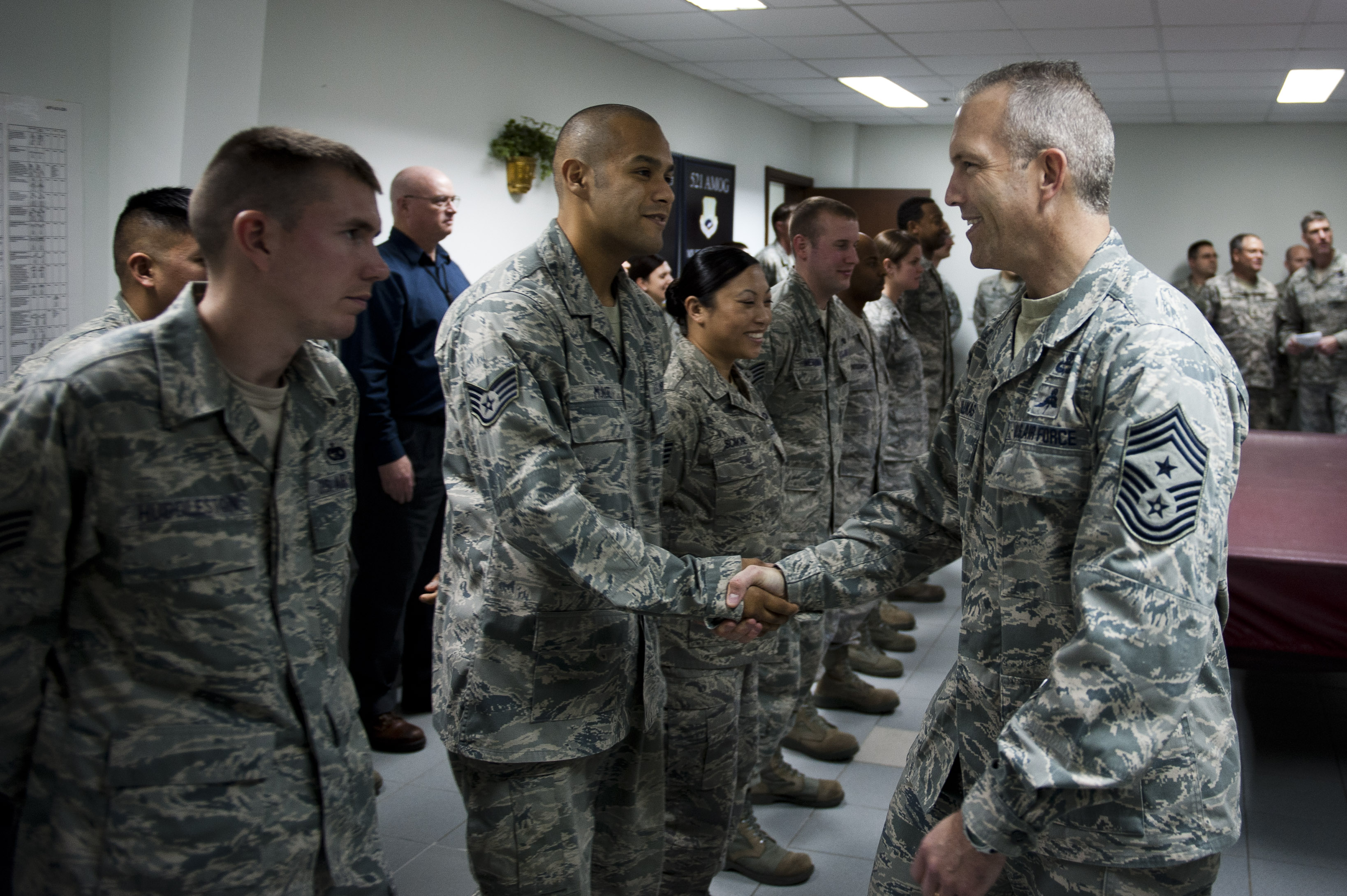 TRANSCOM commander visits Incirlik