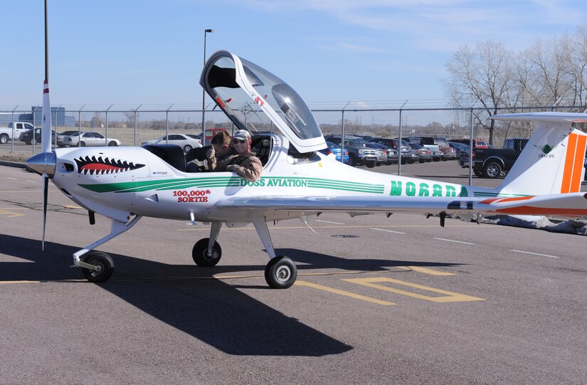 Air Force flight screening program marks 100k sorties > United States ...