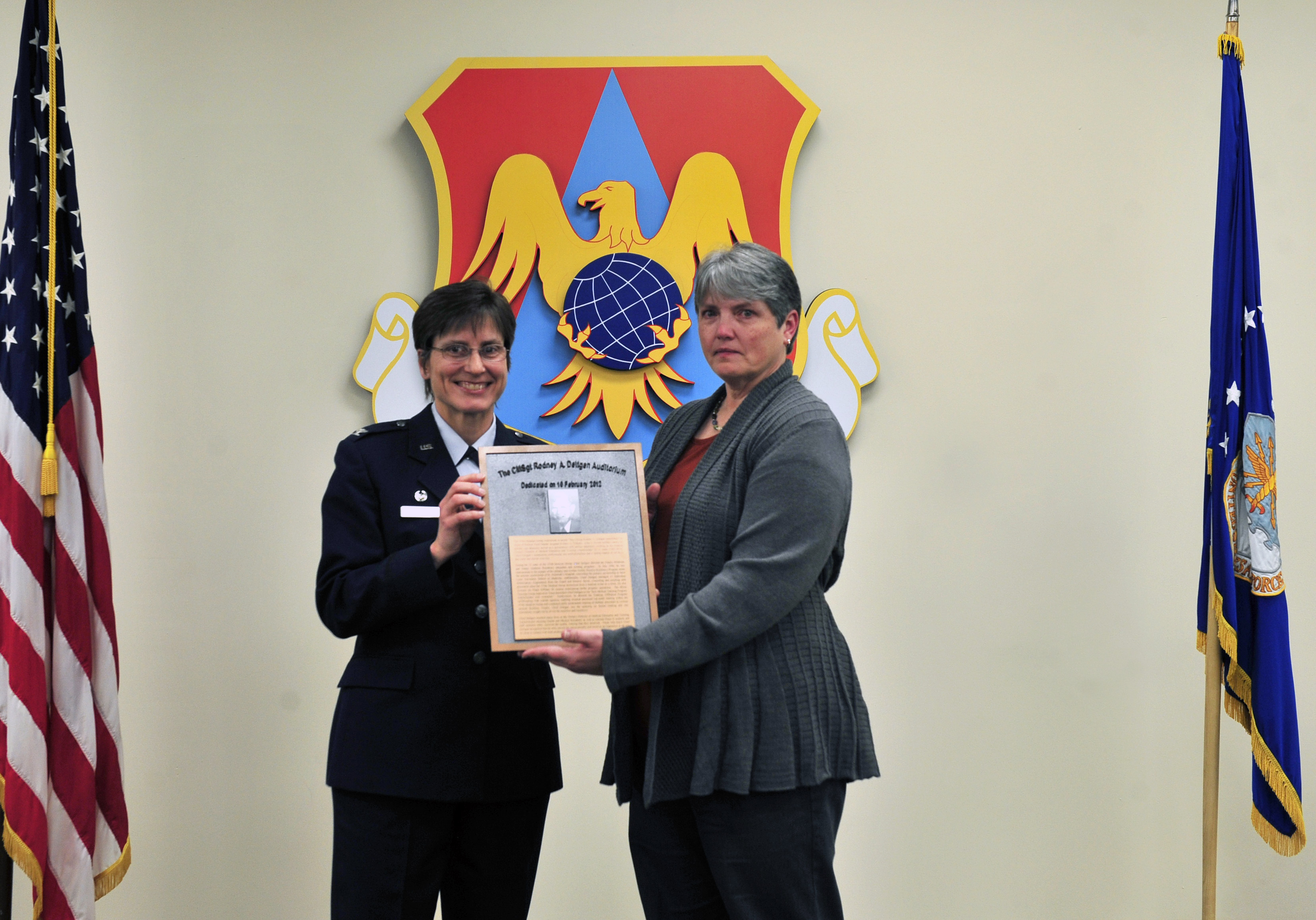 375th Medical Group dedicates auditorium to co-worker > Scott Air Force ...