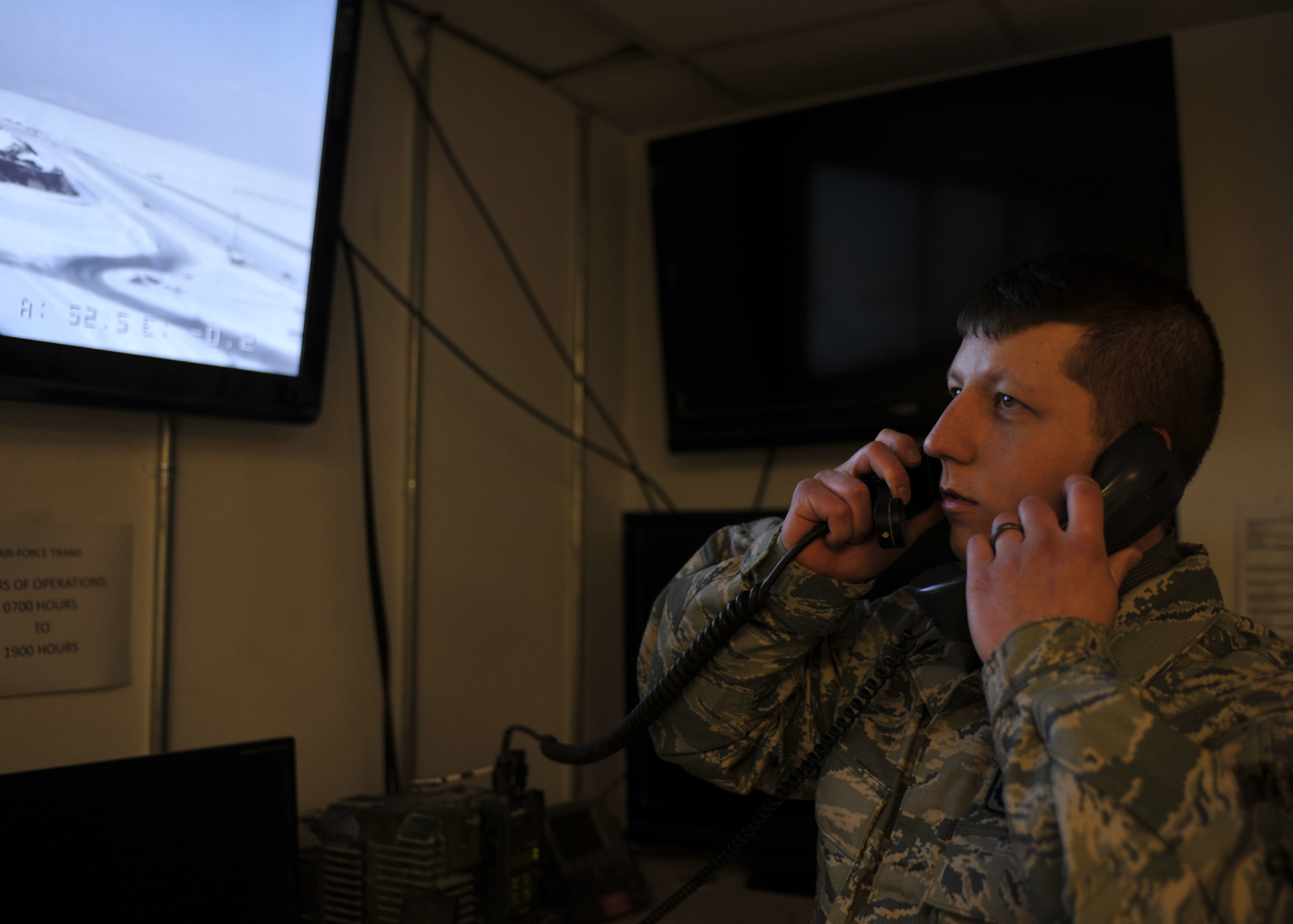Small bark, big bite - Defending the base: Controllers > U.S. Air ...