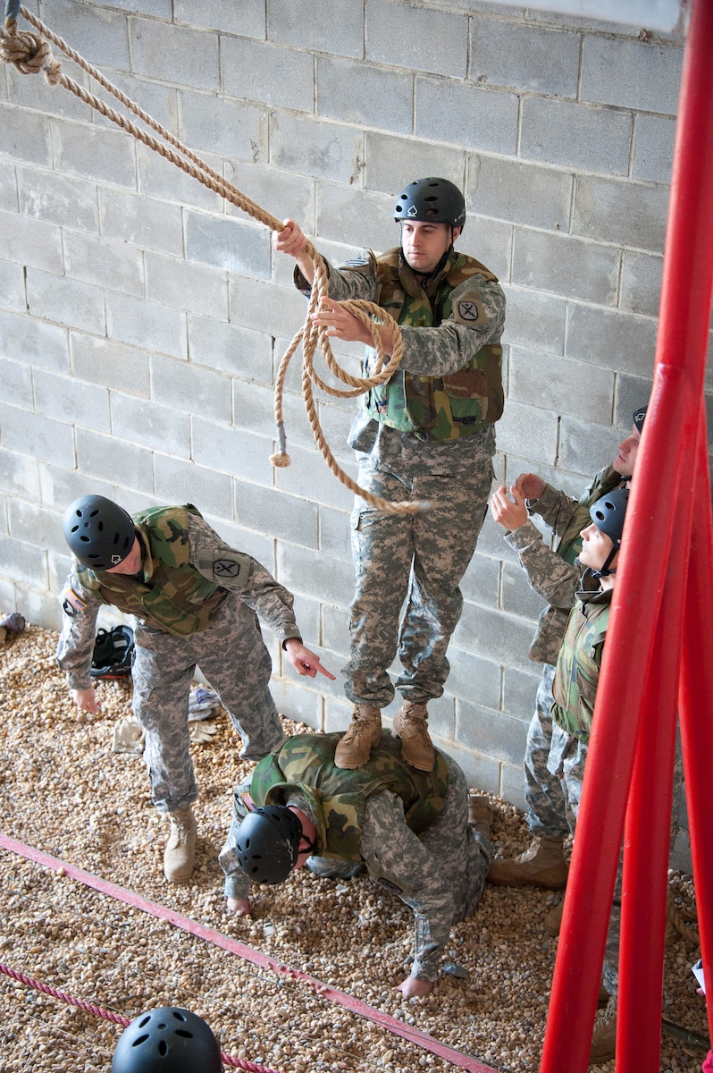 Tackling Obstacles: Captains Get Glimpse of Air Force PME > Air ...