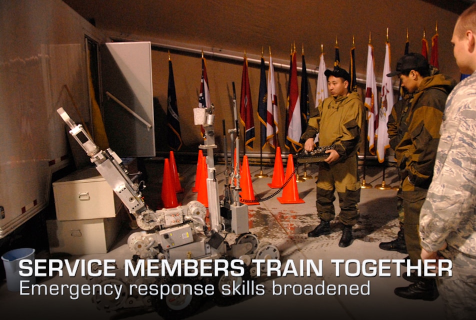 US, Kyrgyz share emergency response techniques > United States Marine ...