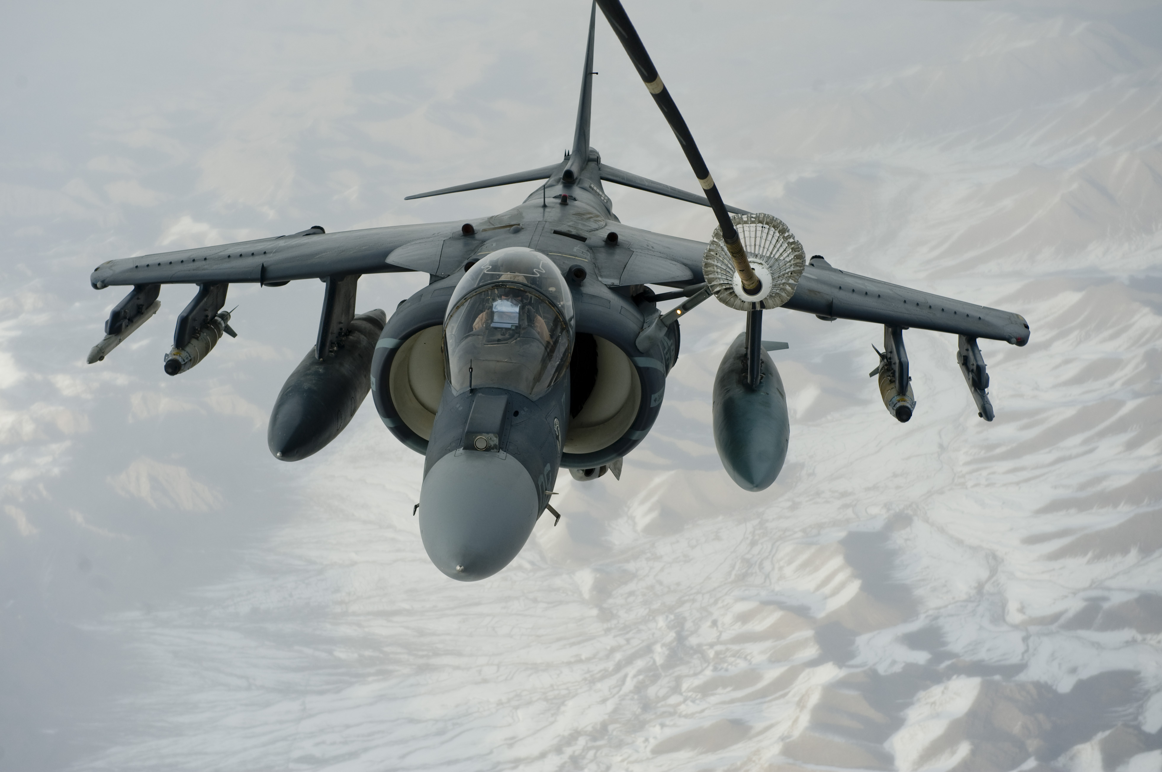 908th EARS four-man team delivers fuel to the fight > Air Mobility ...