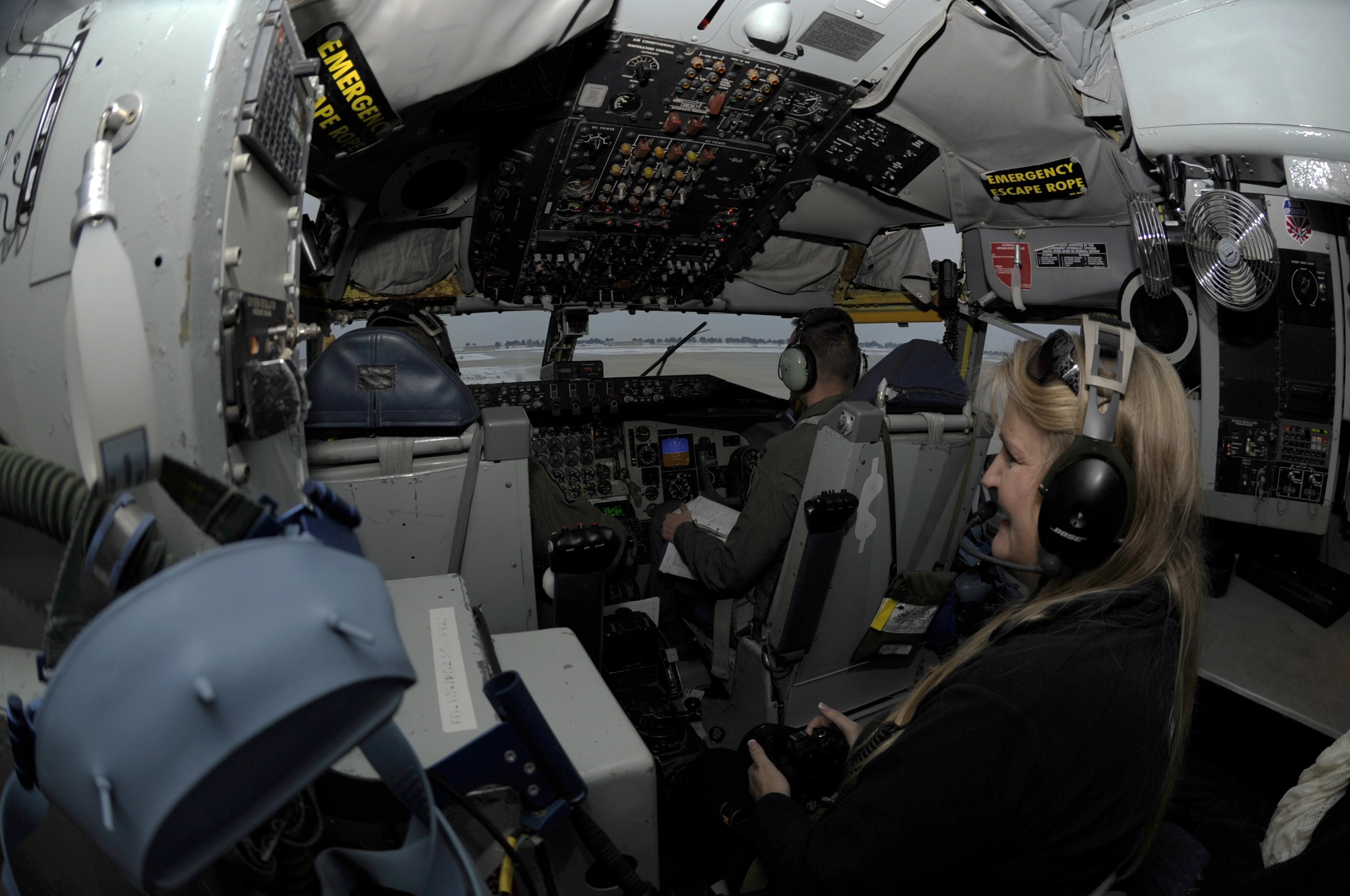 Spouse orientation flight at Kunsan > Pacific Air Forces > Article Display