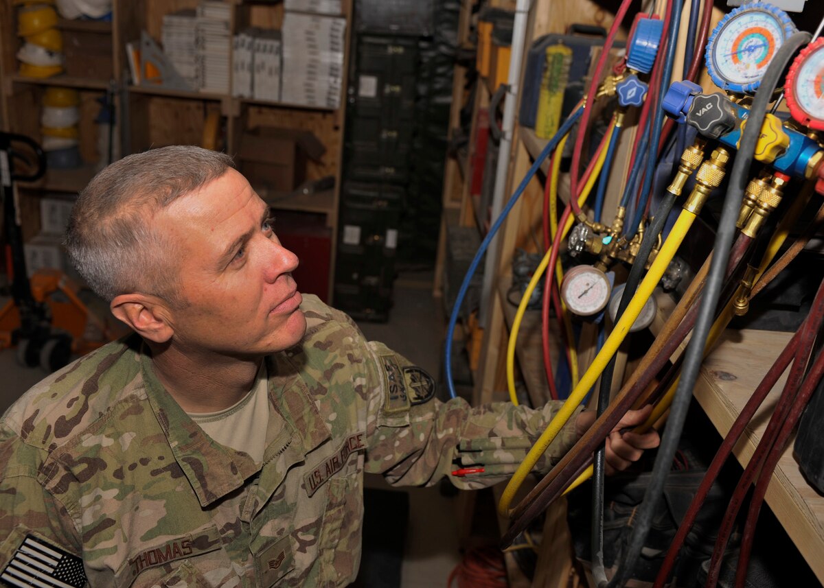 Warrior of the Week/ SSgt. Todd Thomas > U.S. Air Forces Central > Display