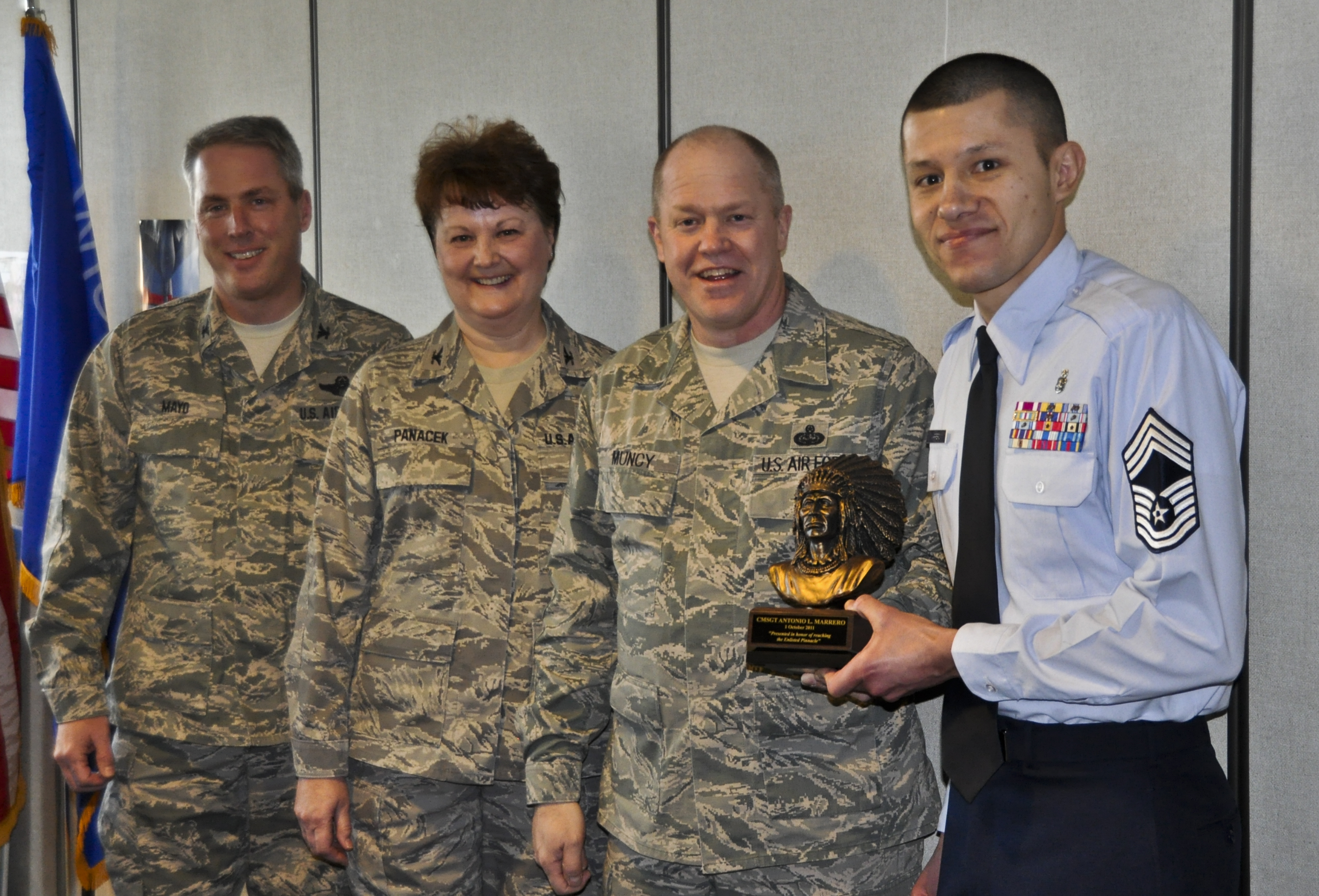 ANG Command Chief Visits Milwaukee Airmen > Air National Guard ...