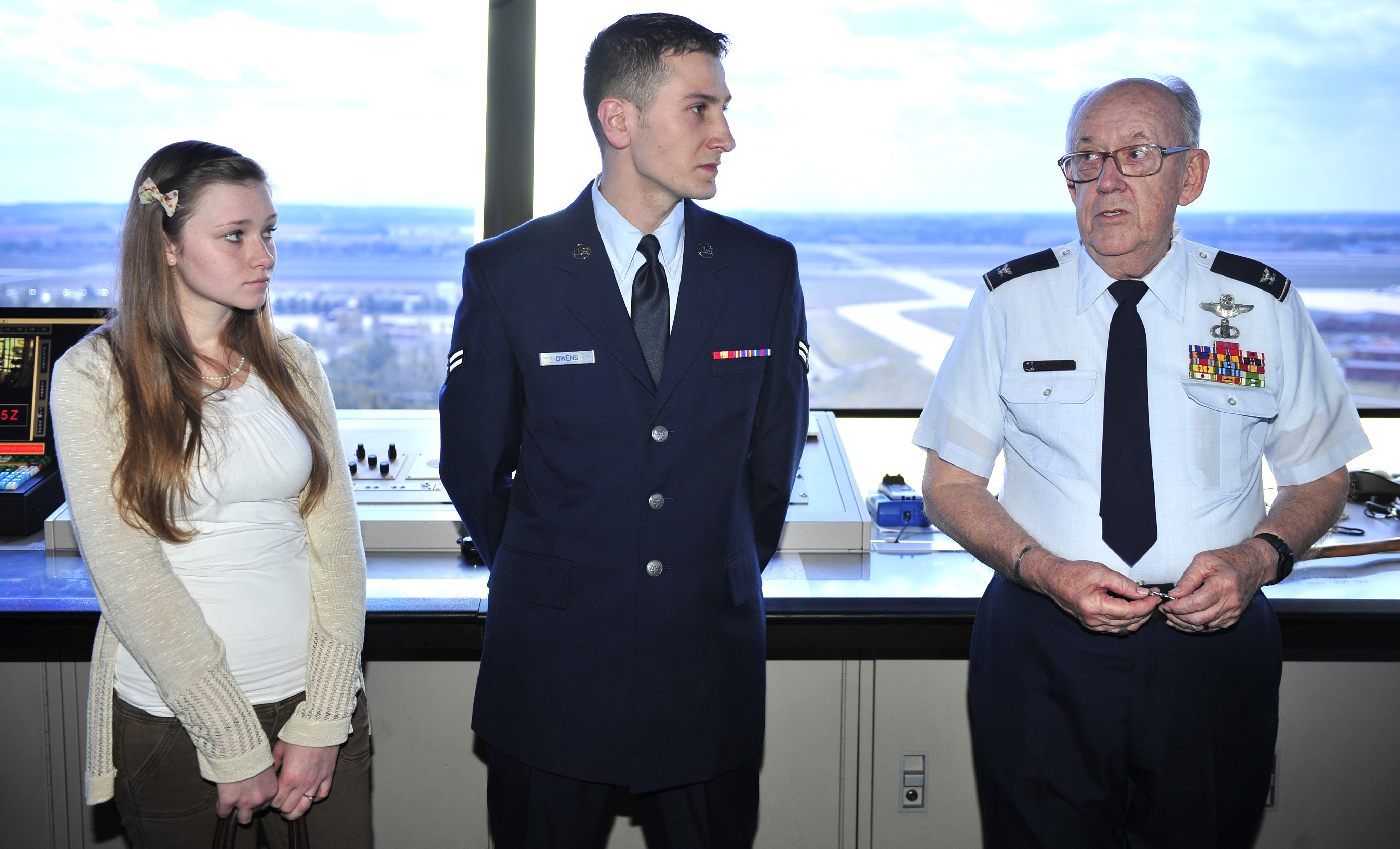 Air Traffic Legend Participates in Ceremony