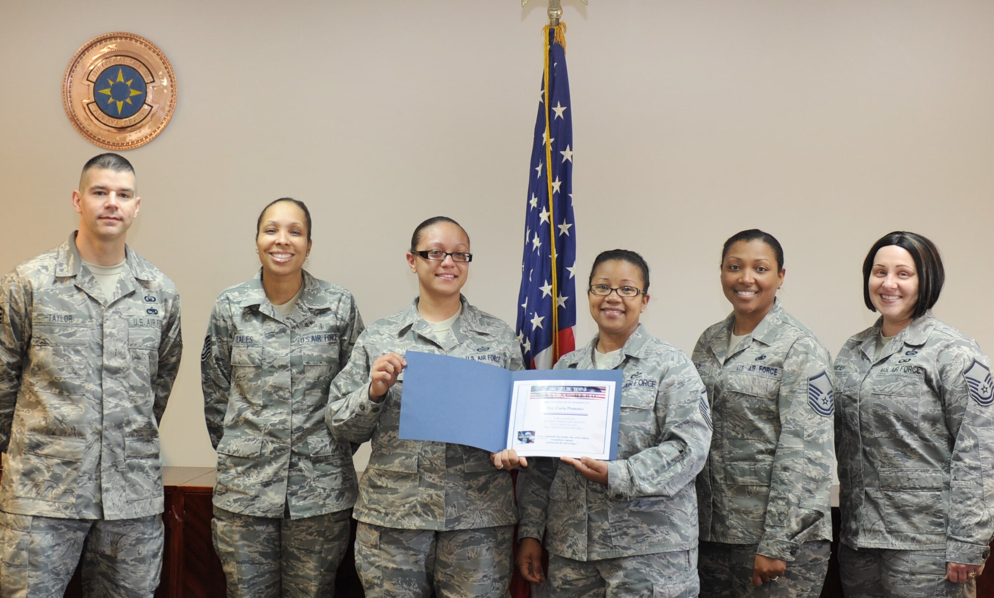 Incirlik recognizes two Unsung Heroes > Incirlik Air Base > Article Display