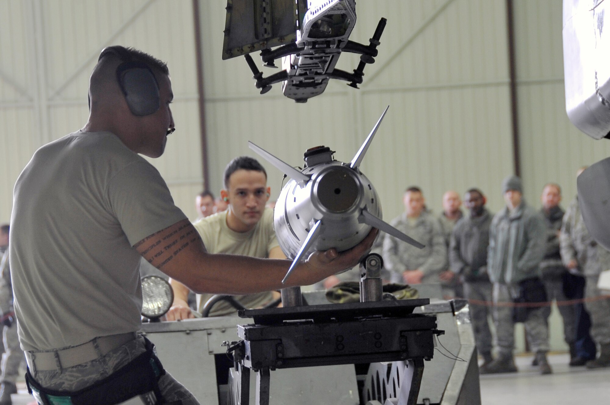 25th AMU wins Load Crew of the Quarter > Osan Air Base > Article Display