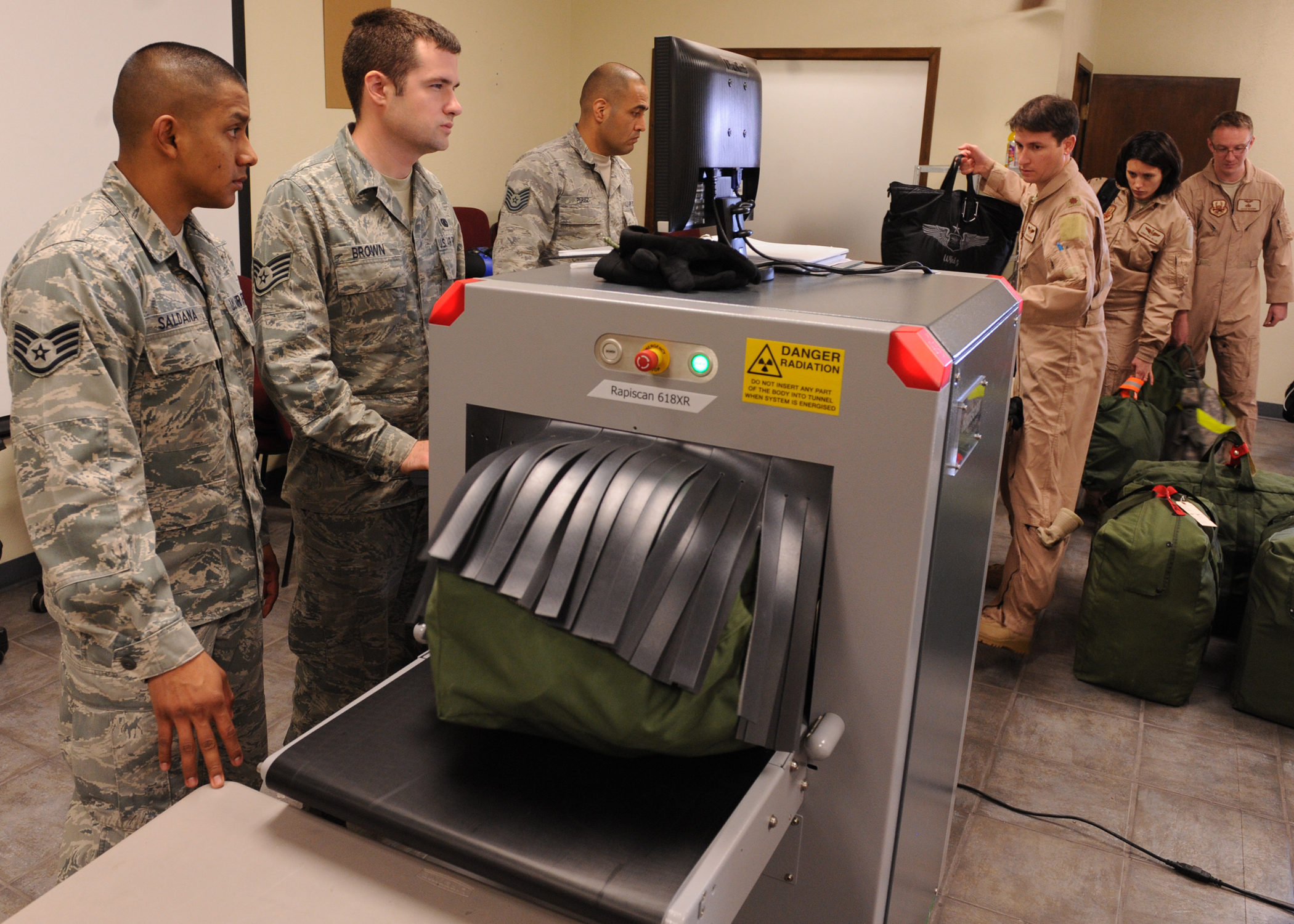 9th Bomb Squadron departs to Southwest Asia