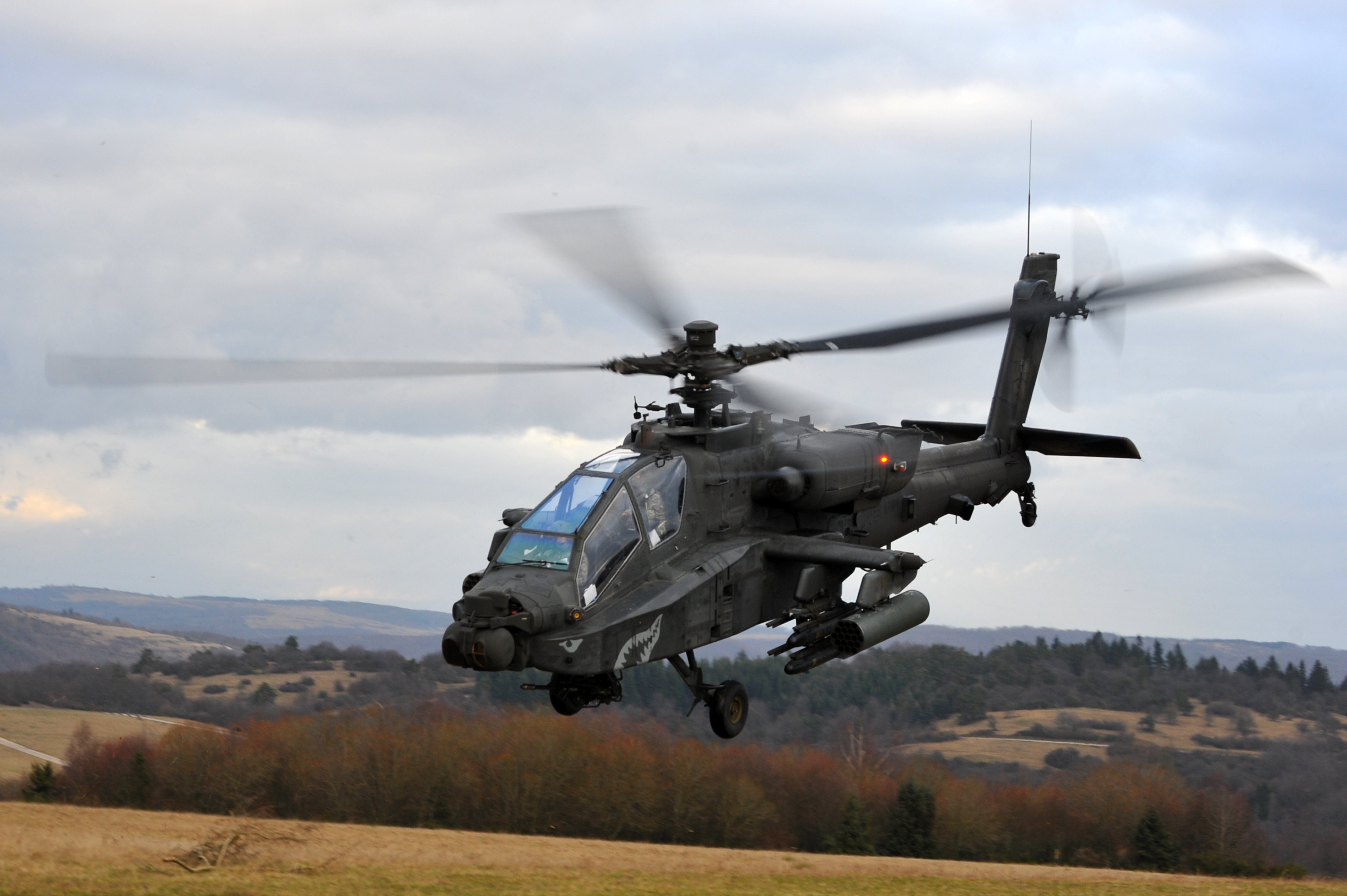 'A-Team' A-10s, Apaches hone CSAR, CAS skills > Spangdahlem Air Base ...