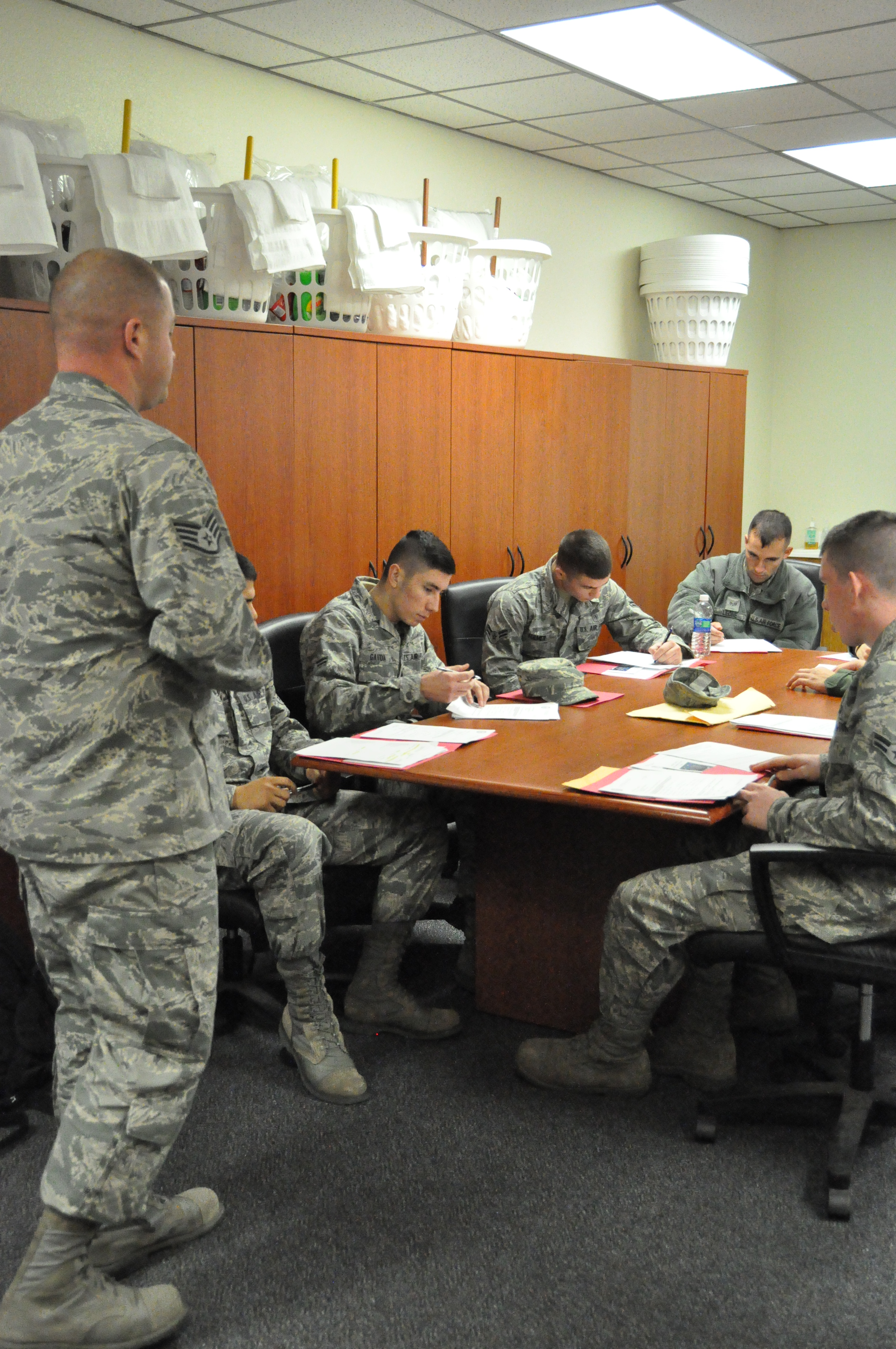 Dorm managers help Airmen adjust > Travis Air Force Base > Display