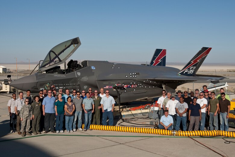 F-35 undergoes pit testing > Edwards Air Force Base > News